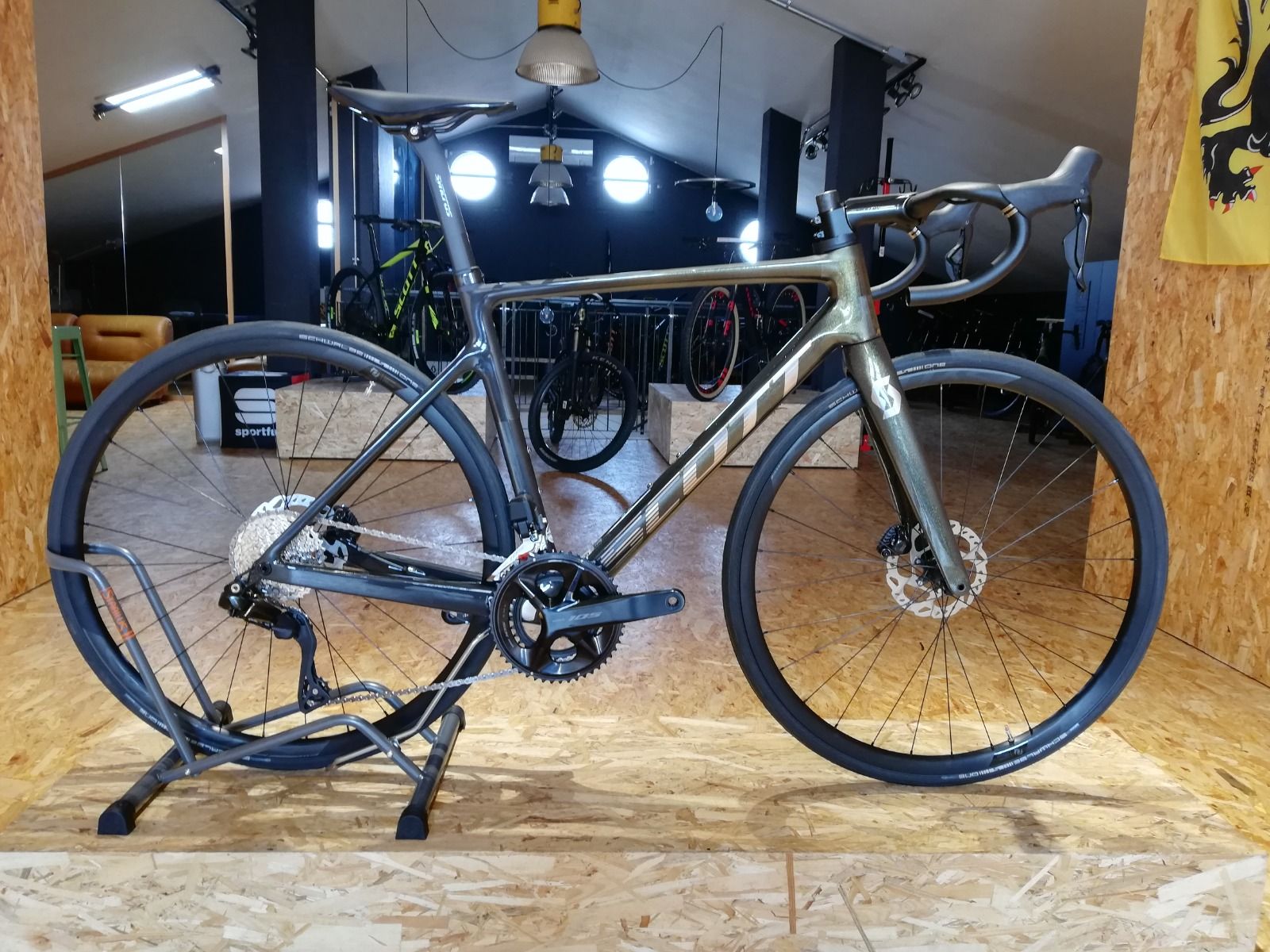 Scott Addict RC 40 used in S | buycycle