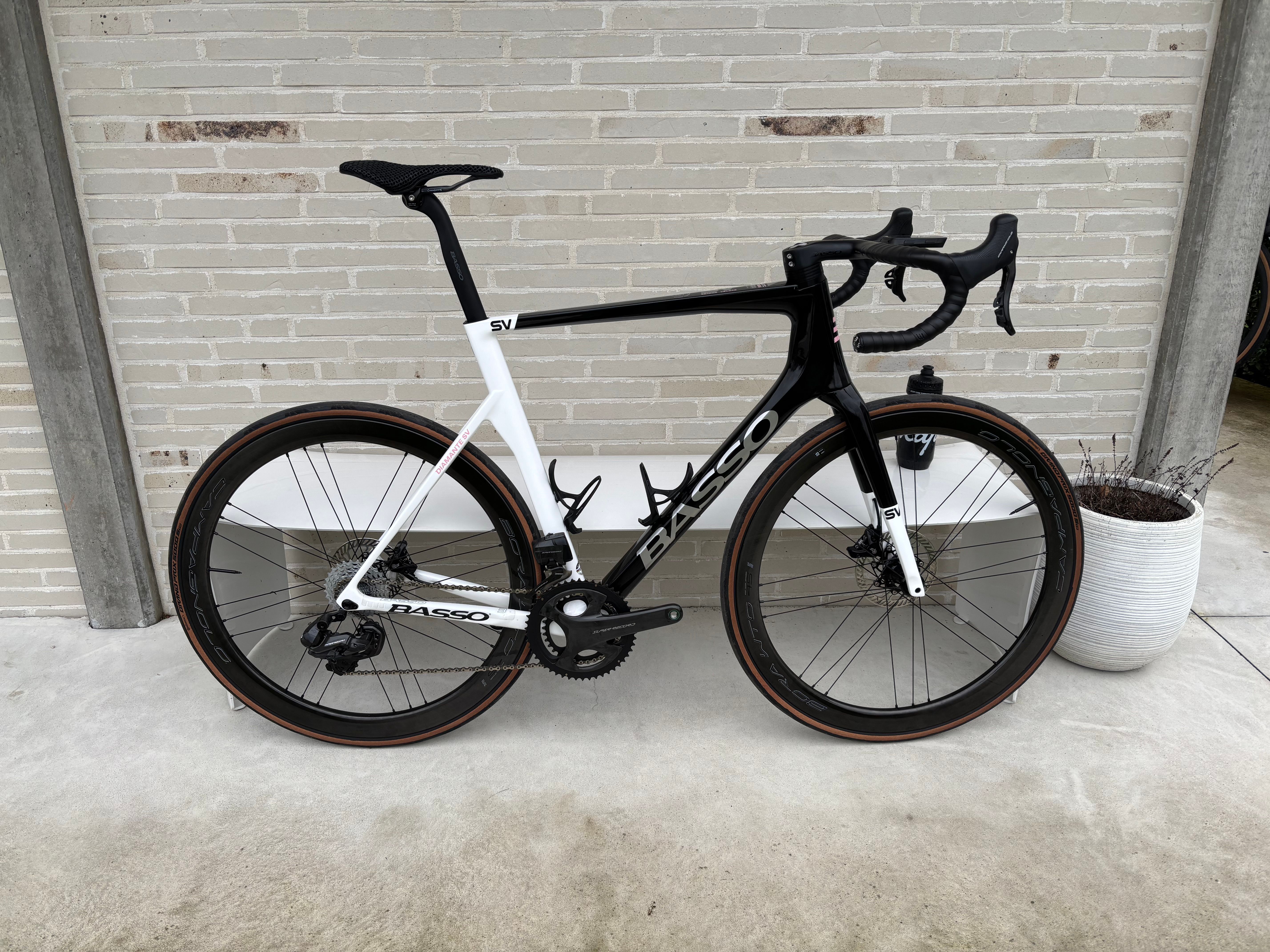 Basso Diamante SV Signature Series Act II Campagnolo Super Record Wireless usato in 58 cm | buycycle