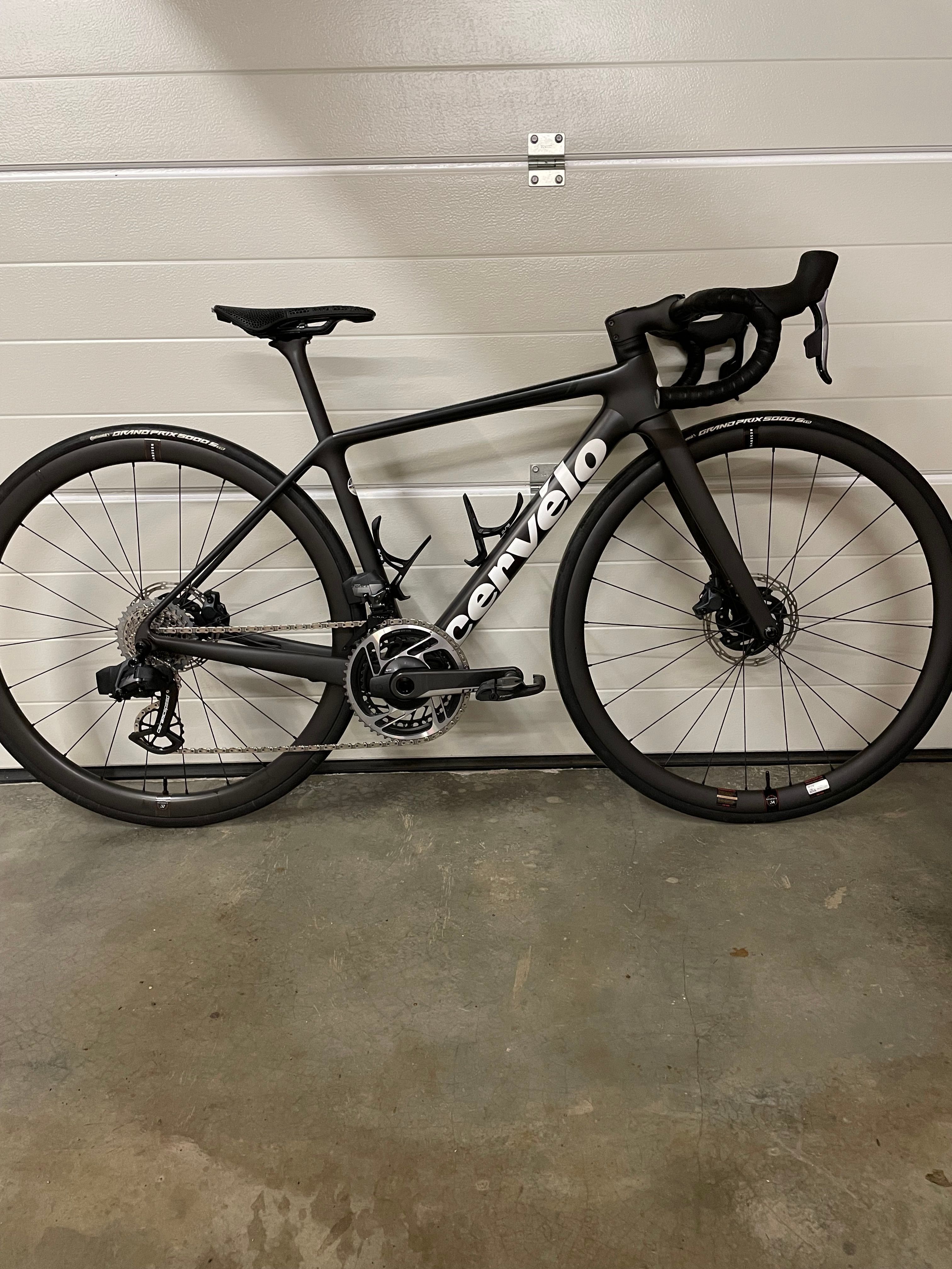 Cervélo R5 Force eTap AXS d'occasion en 48 cm | buycycle