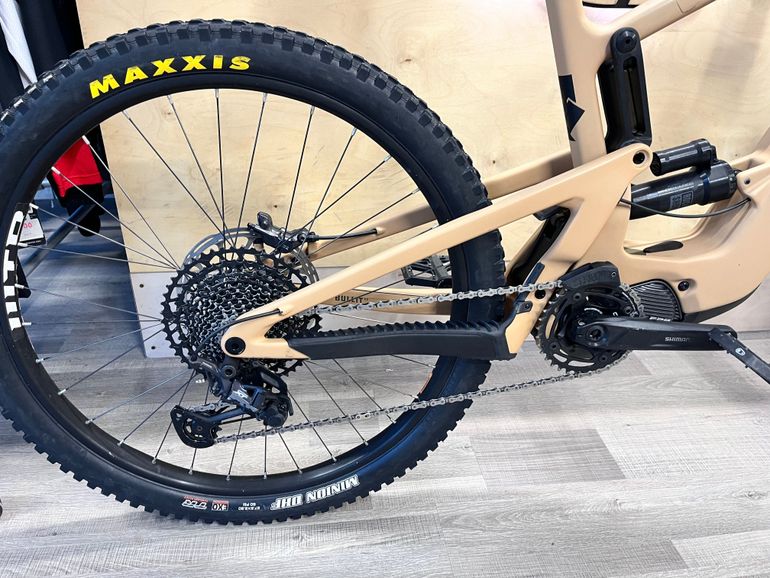 Santa Cruz BULLIT R / Carbon CC d'occasion en XL | buycycle