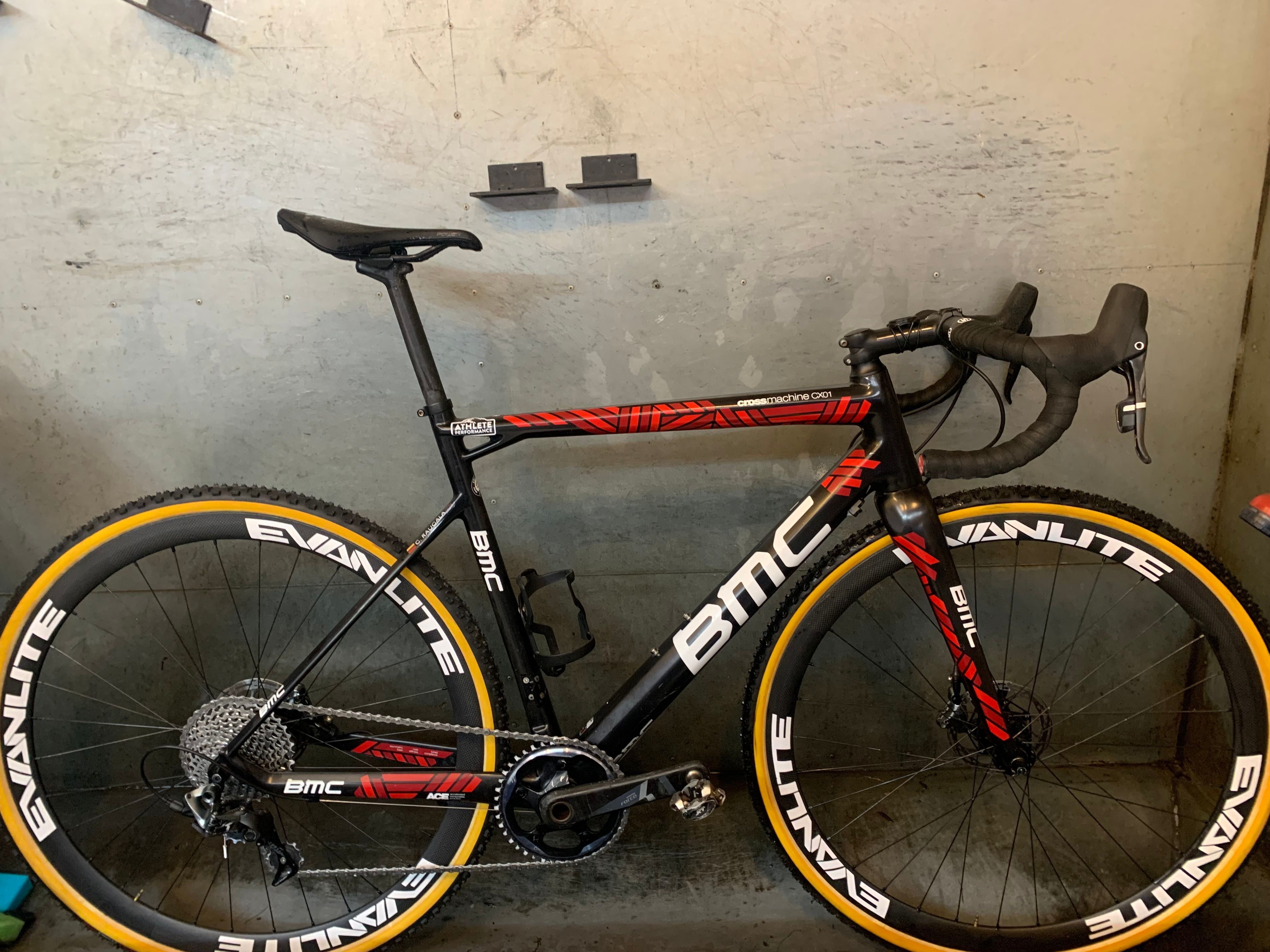 BMC crossmachine CX01 used in 54 cm | buycycle