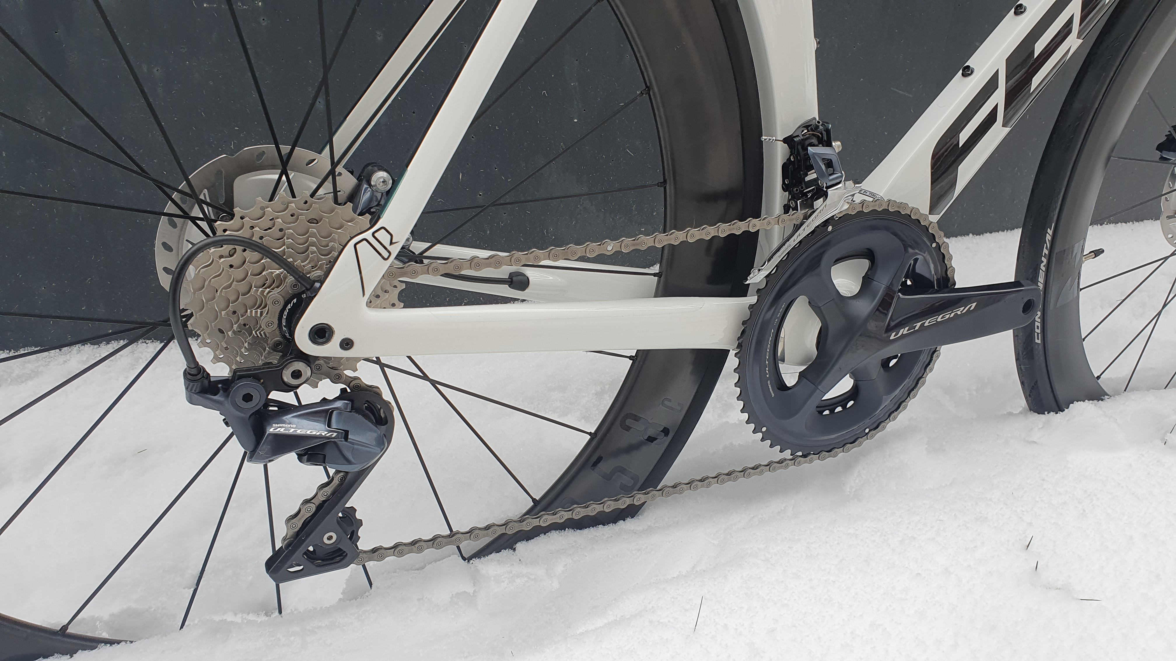 Felt AR Advanced Ultegra used in 54 cm | buycycle