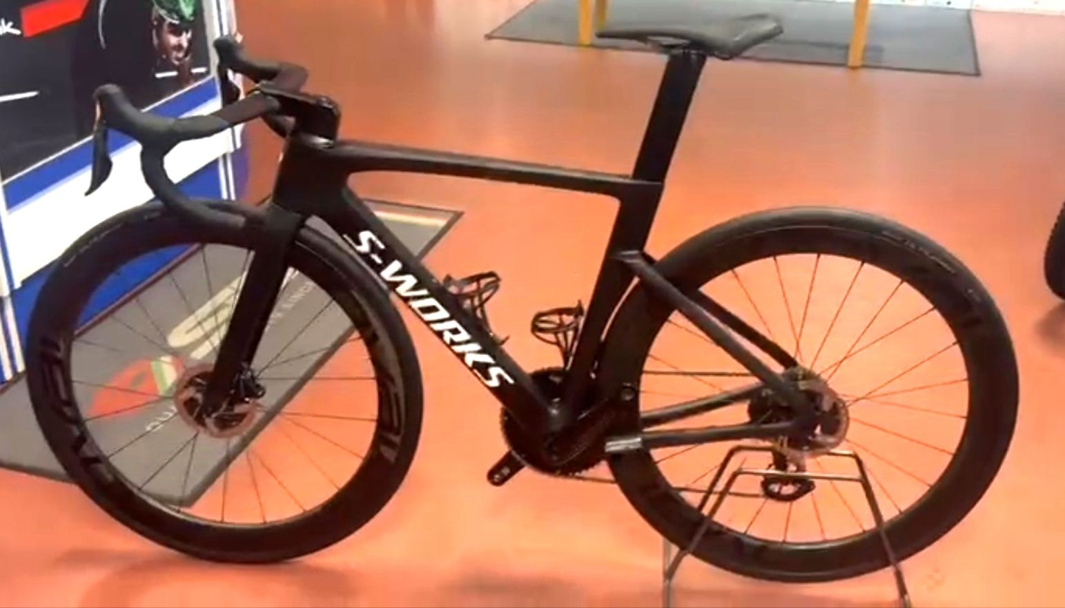 Specialized S-Works Venge tope gama fact 11r dura ace used in 52 cm | buycycle