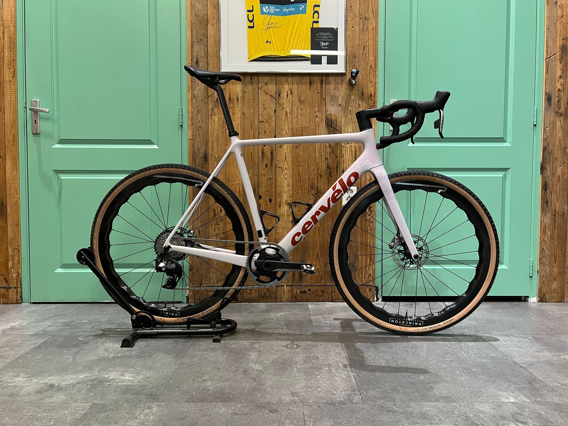 Cervélo R5-CX Red eTap AXS d'occasion en 58 cm | buycycle