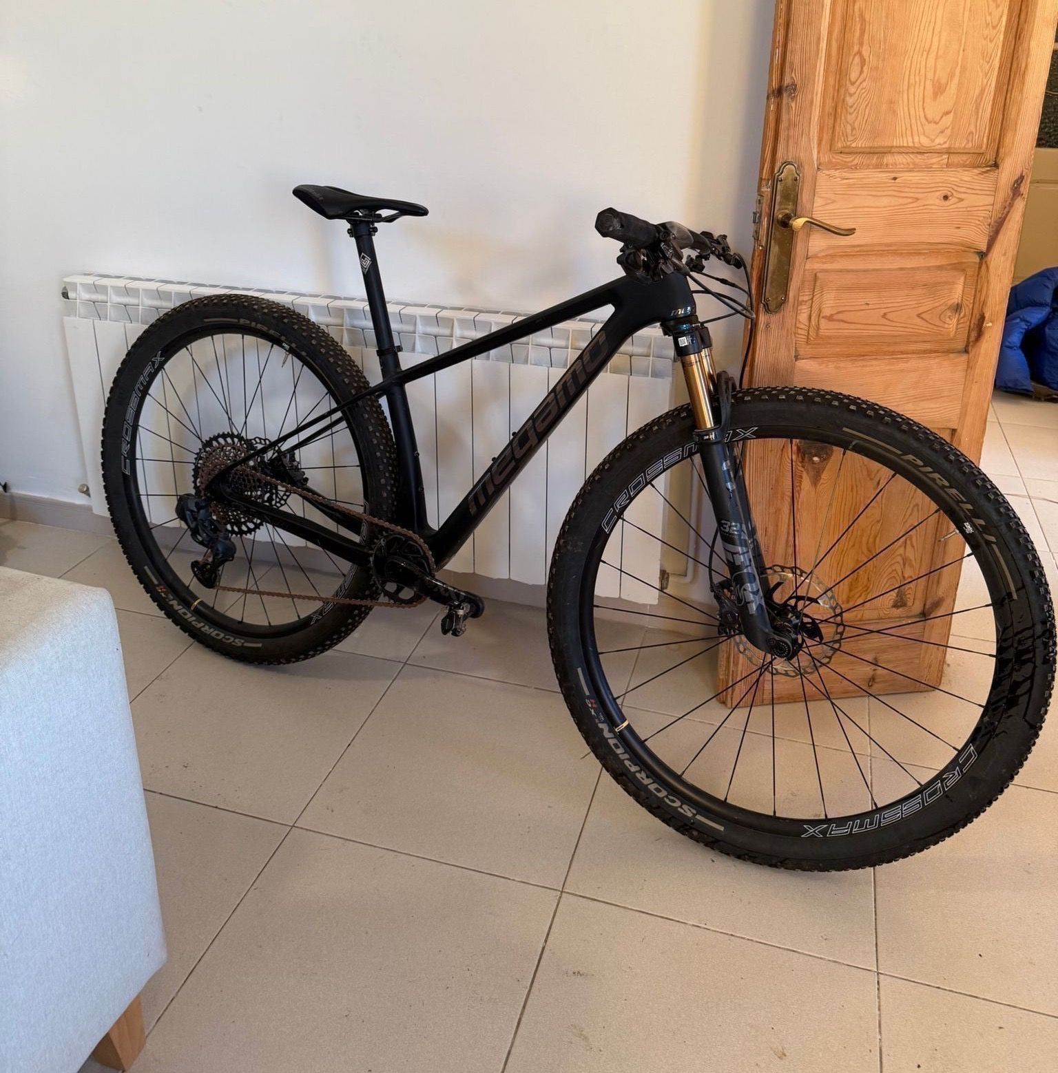 Megamo FACTORY AXS 01 used in S | buycycle