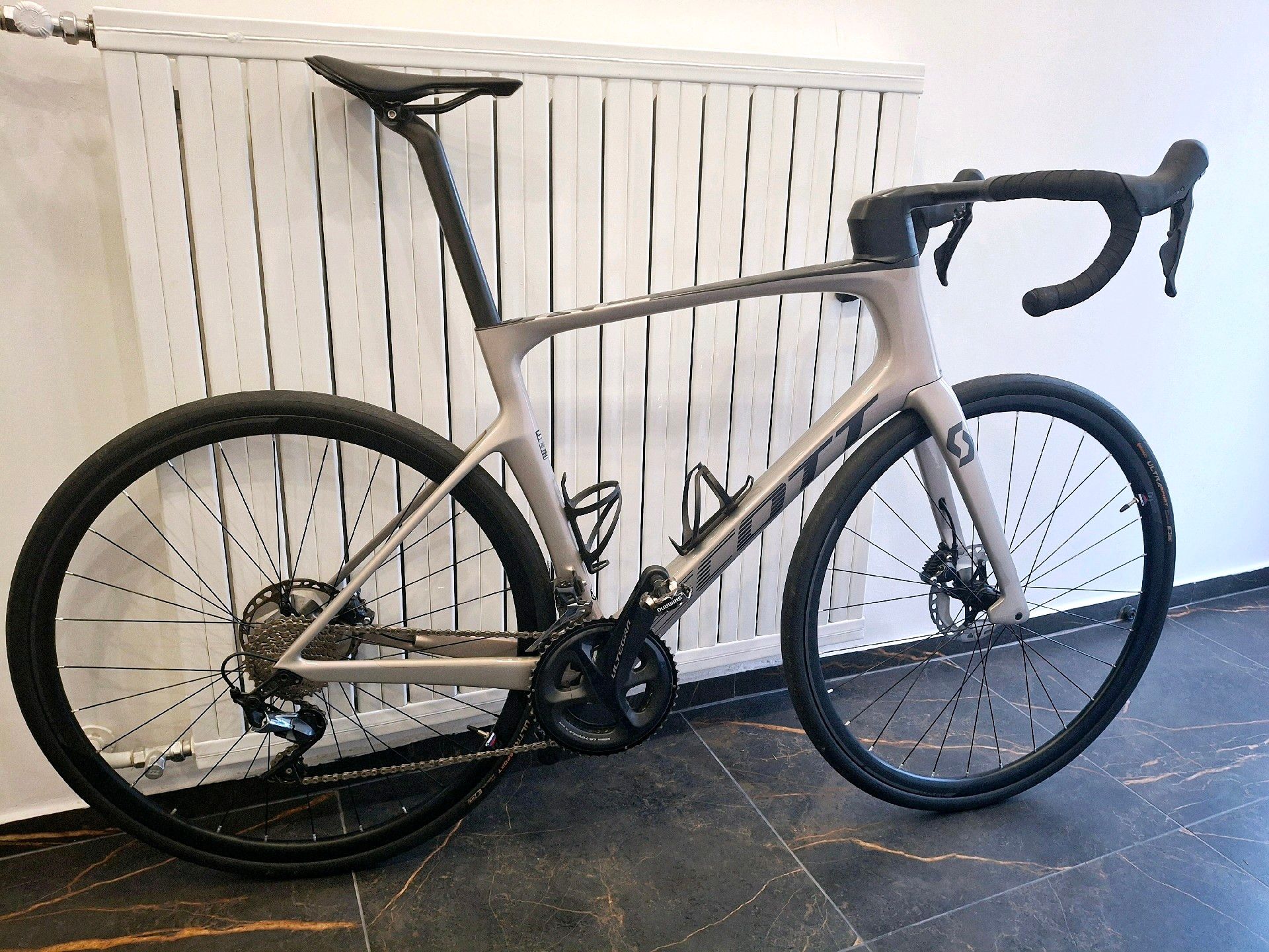 Scott Foil RC 30 used in LG | buycycle