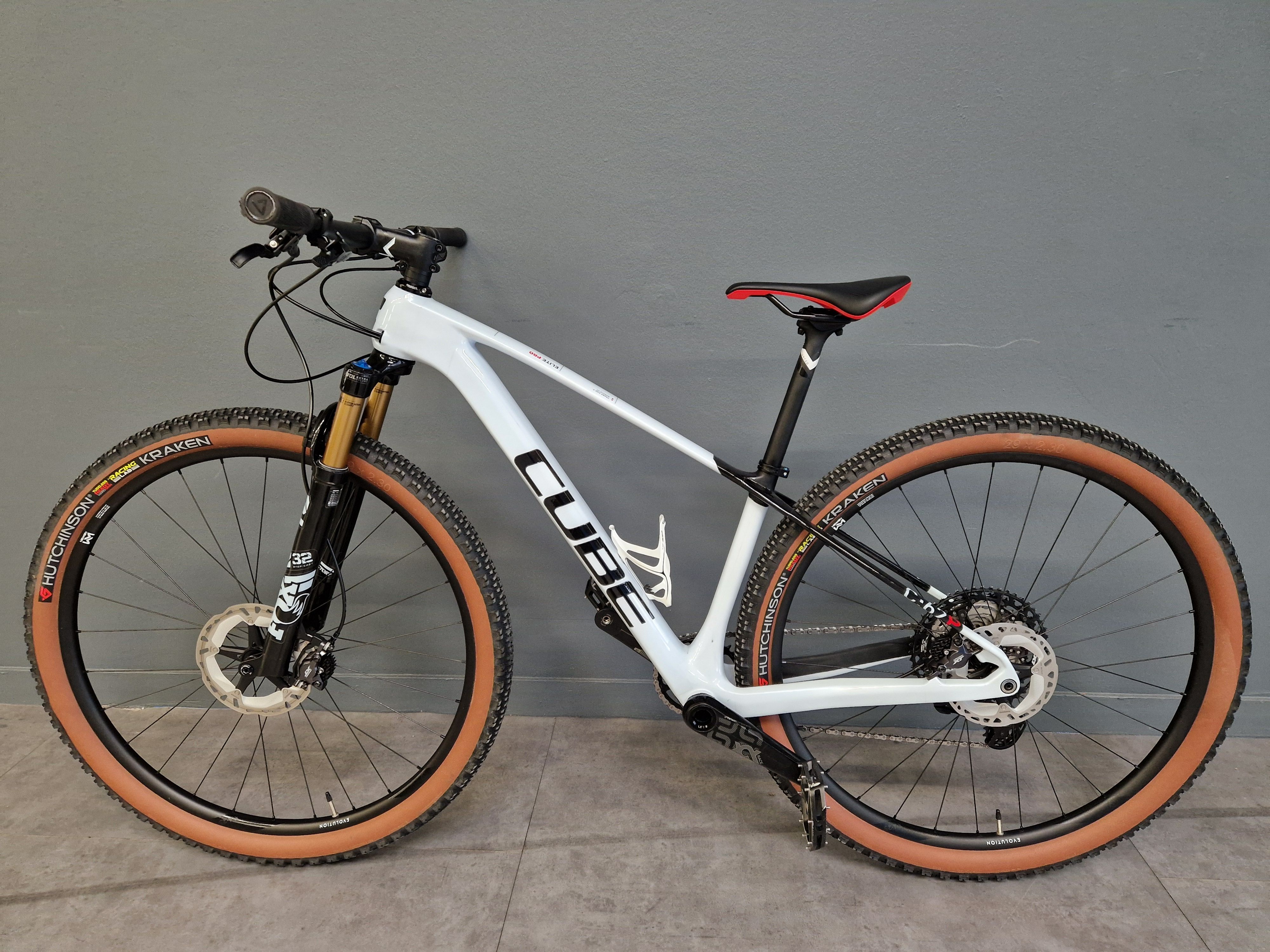 CUBE ELITE C:62 PRO used in S | buycycle