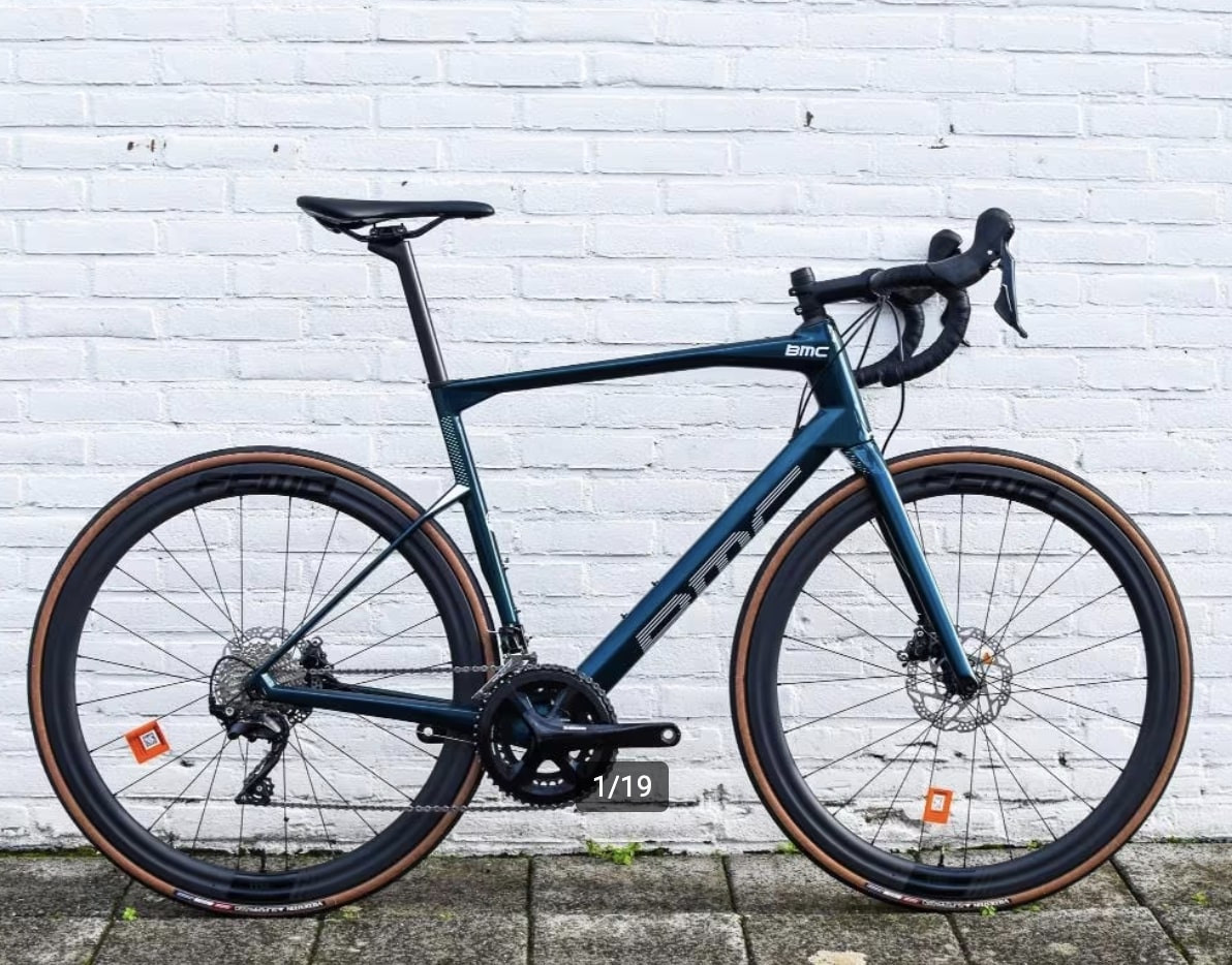 BMC Roadmachine SEVEN used in 56 cm | buycycle