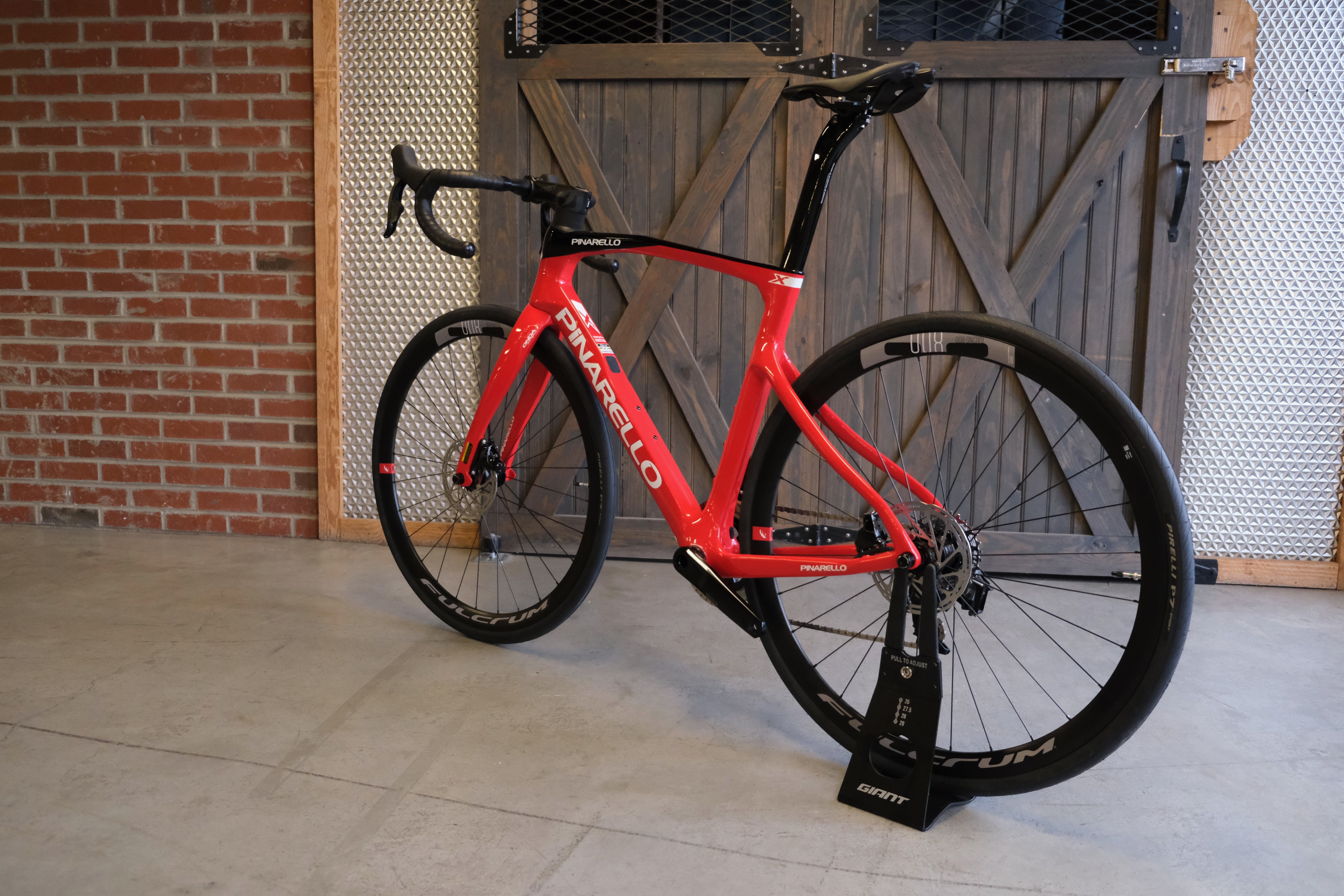 Pinarello X3 SRAM RIVAL AXS usado em 51 cm | buycycle