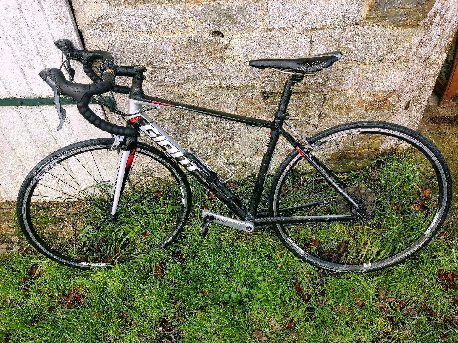 Giant Defy 5 used in SM | buycycle