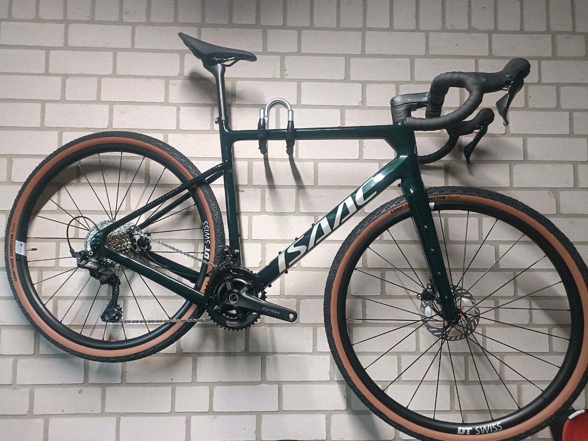 Isaac Torus moss green used in L | buycycle