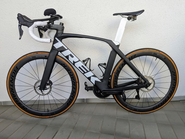 Trek Madone SLR 6 Disc Speed gebruikt in 56 cm | buycycle Nederland