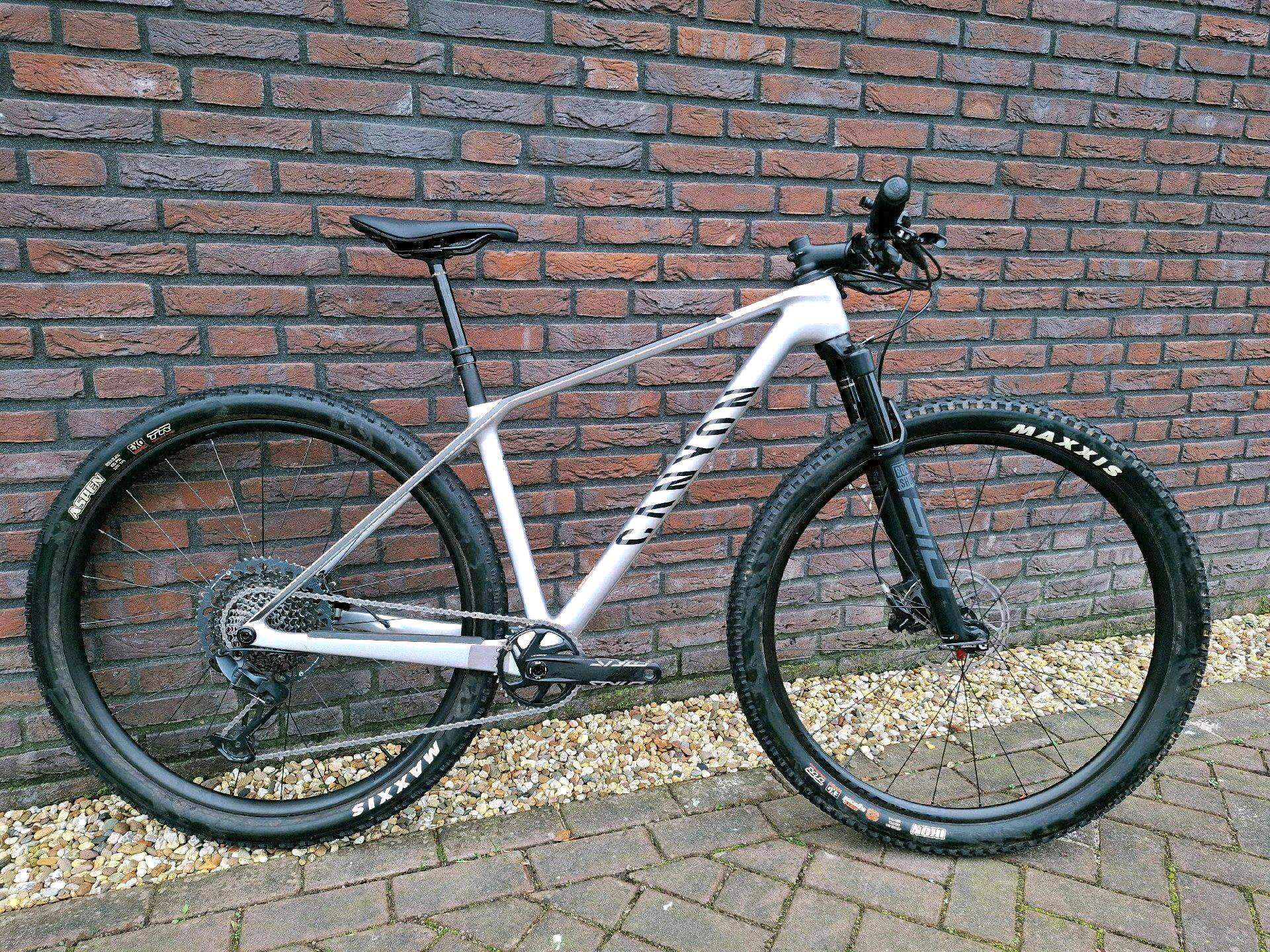Canyon Exceed CF 7 used in S | buycycle