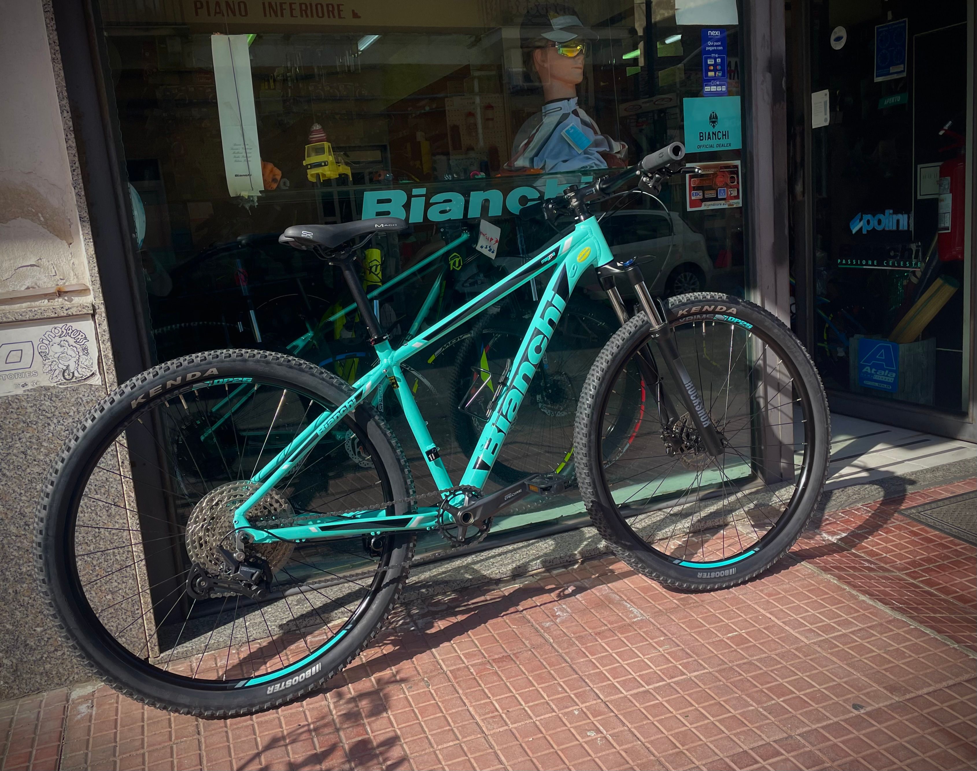 Bianchi Magma 9.0 BOOST Deore 1x11 used in 48 cm | buycycle