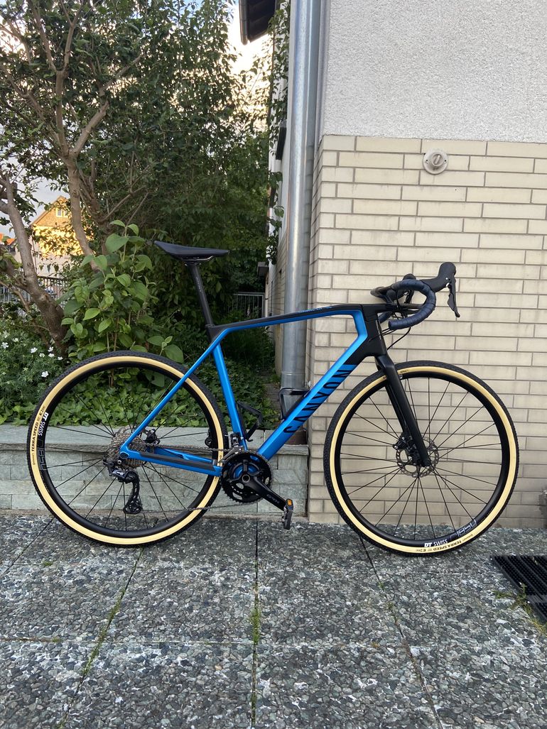 Achetez un vélo d'occasion Canyon Grail CF SL 7.0 en L | buycycle France