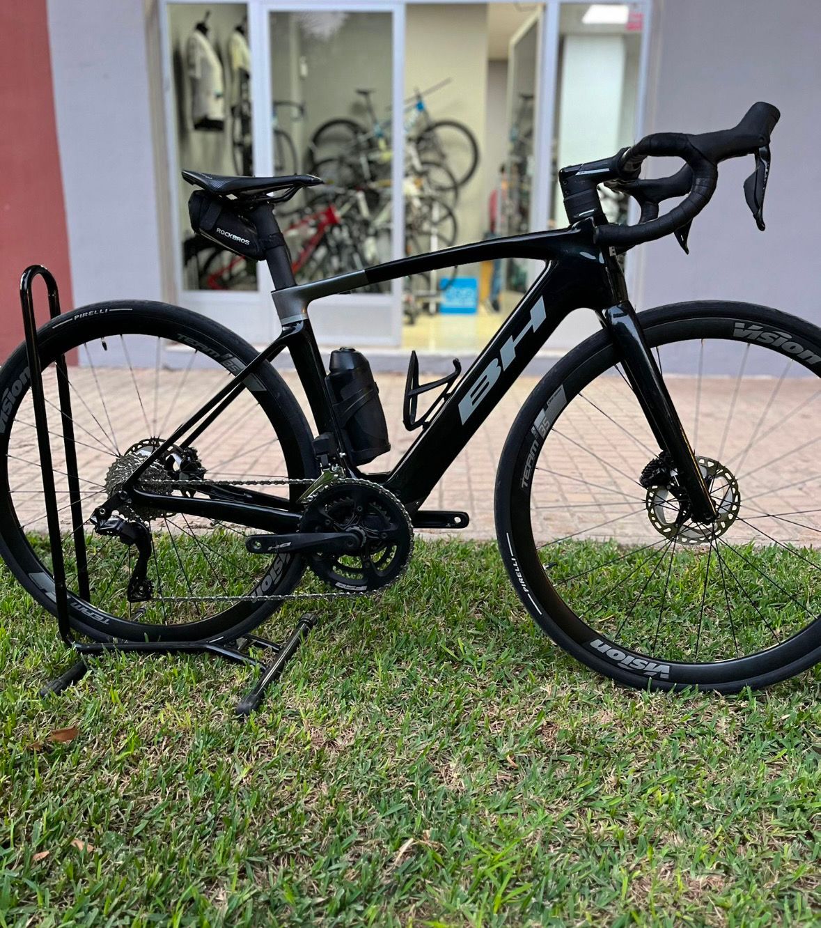 BH CORE RACE CARBON 1.5 used in SM | buycycle