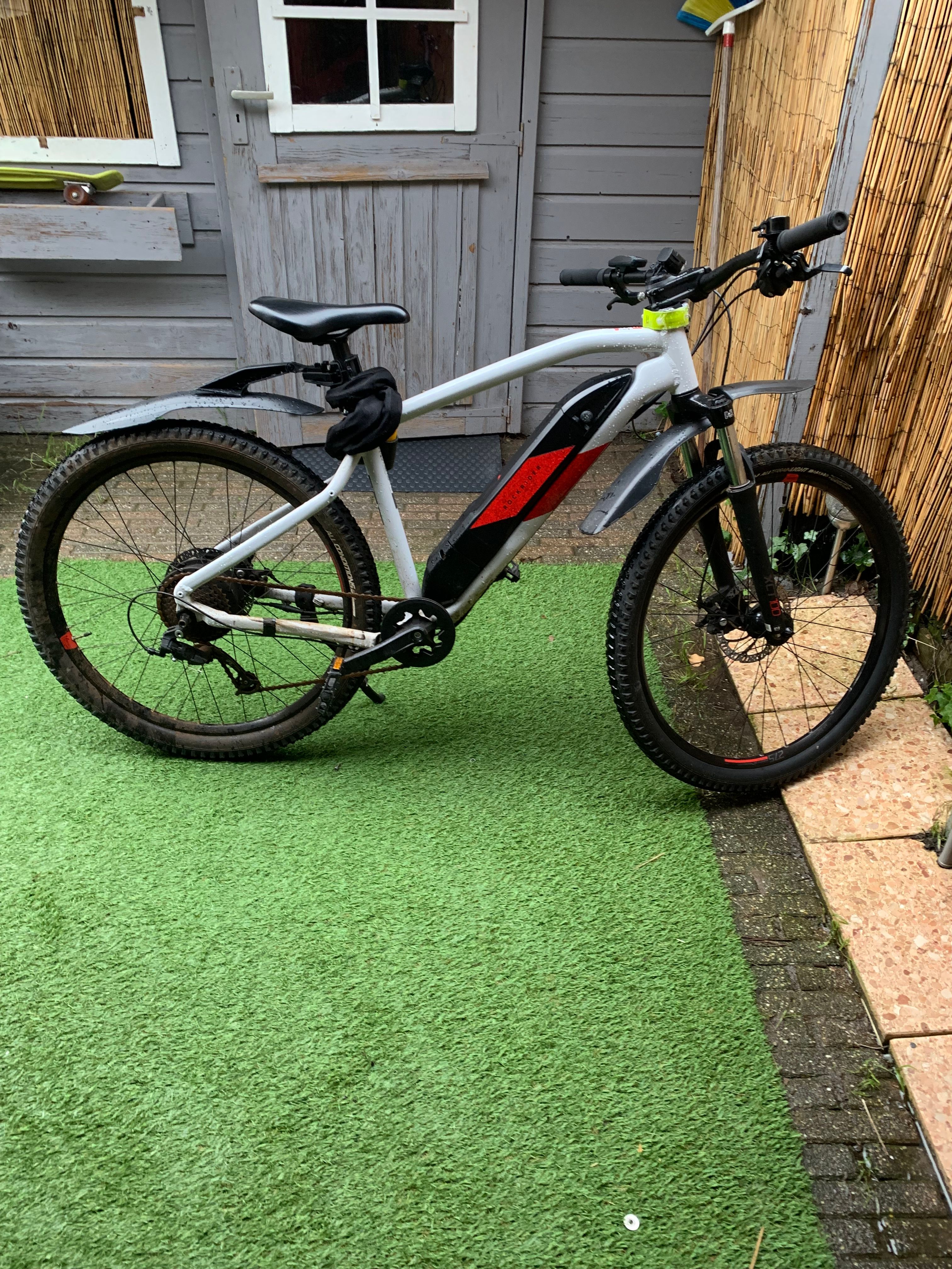 ROCKRIDER 27.5" Hardtail Electric Mountain Bike E-ST 100 used in 42 | buycycle