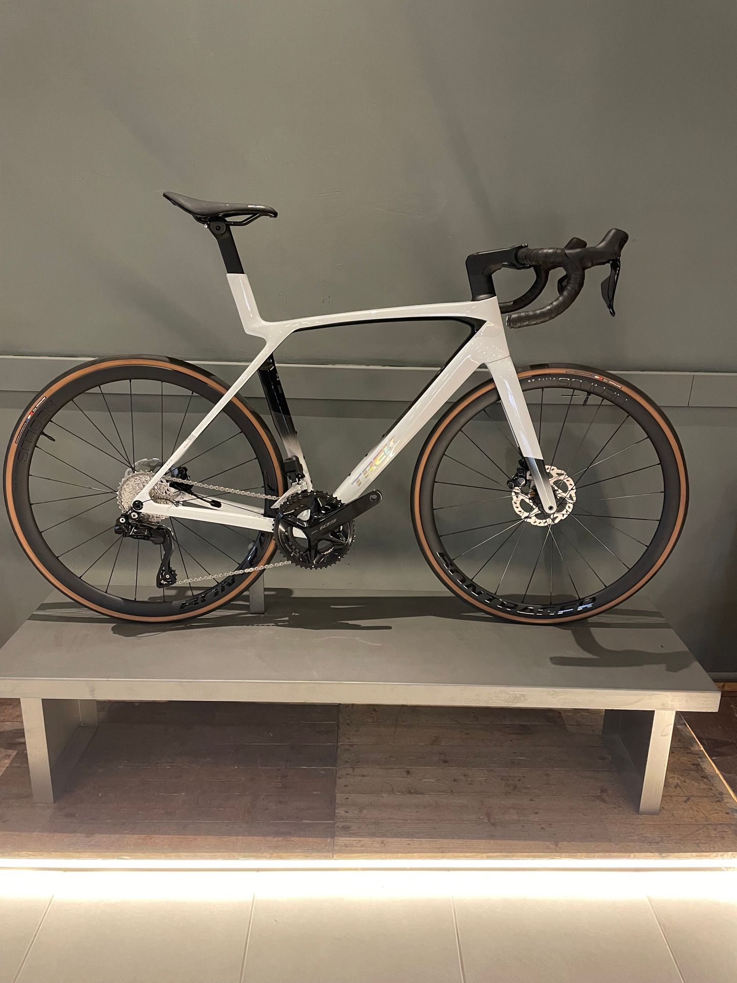 Trek MADONE SL 6 GEN 8 MD | buycycle