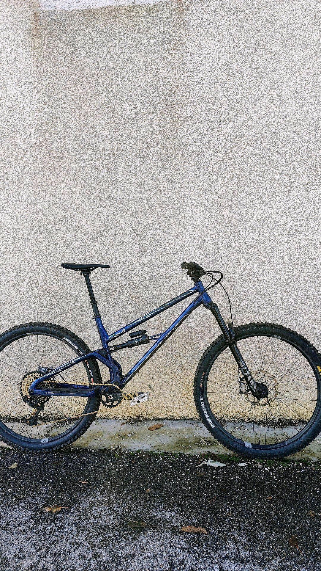 Production Privée SHAN 5 ROLLING CHASSIS used in LG | buycycle