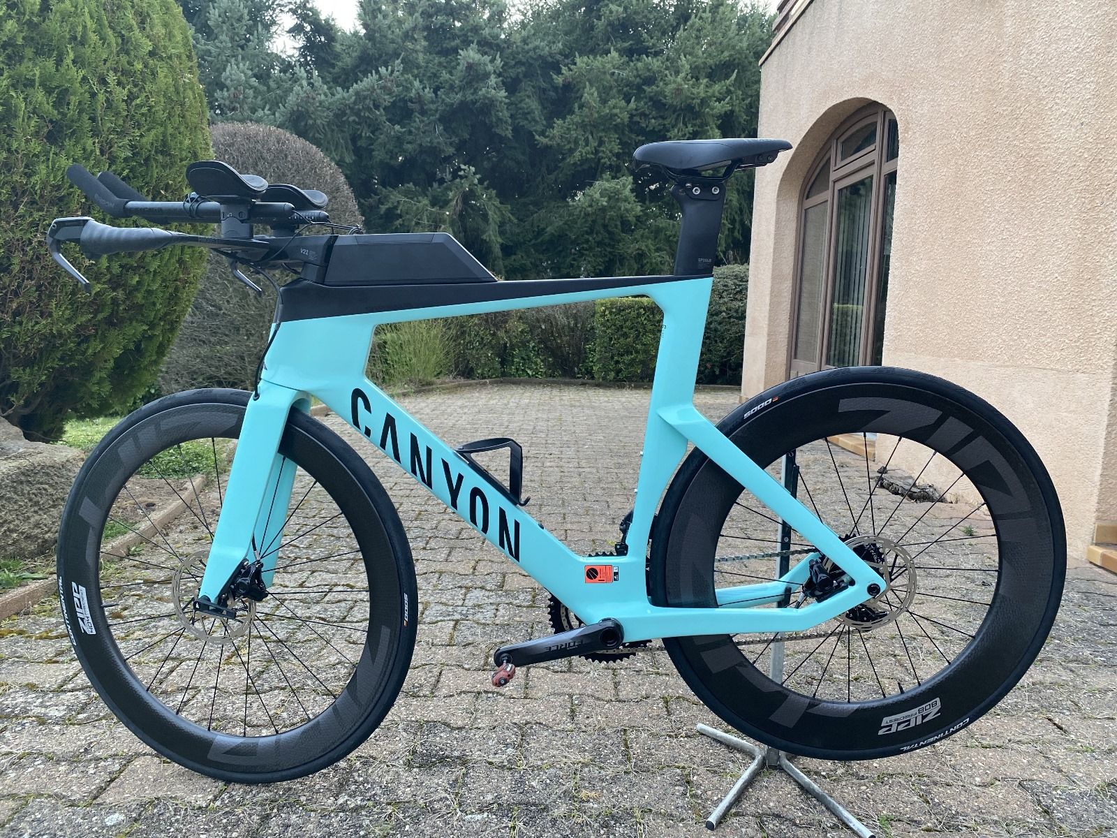 Canyon Speedmax CF 8 DISC Di2 utilizado en L | buycycle