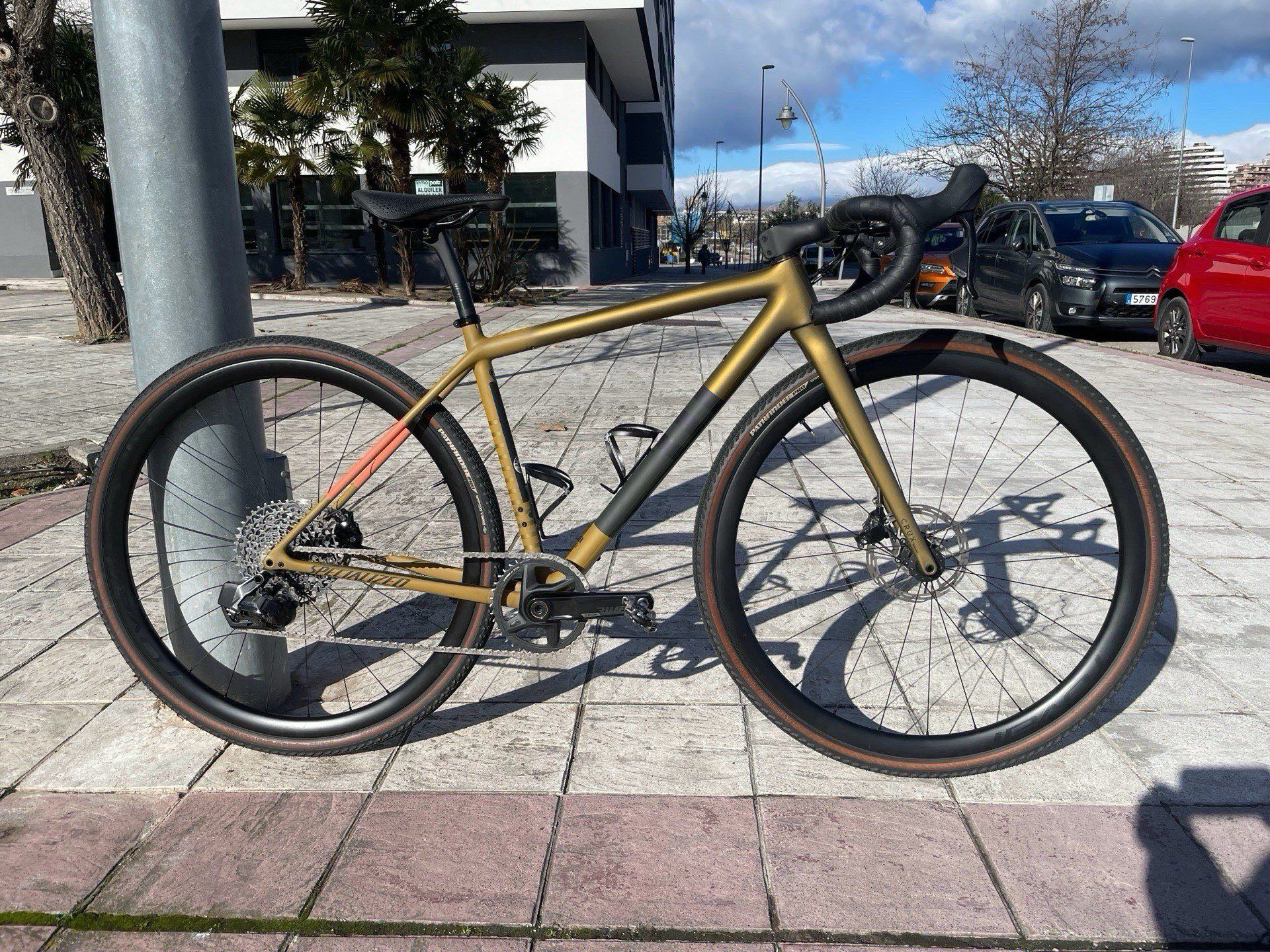Specialized CruX Expert used in 49 cm | buycycle