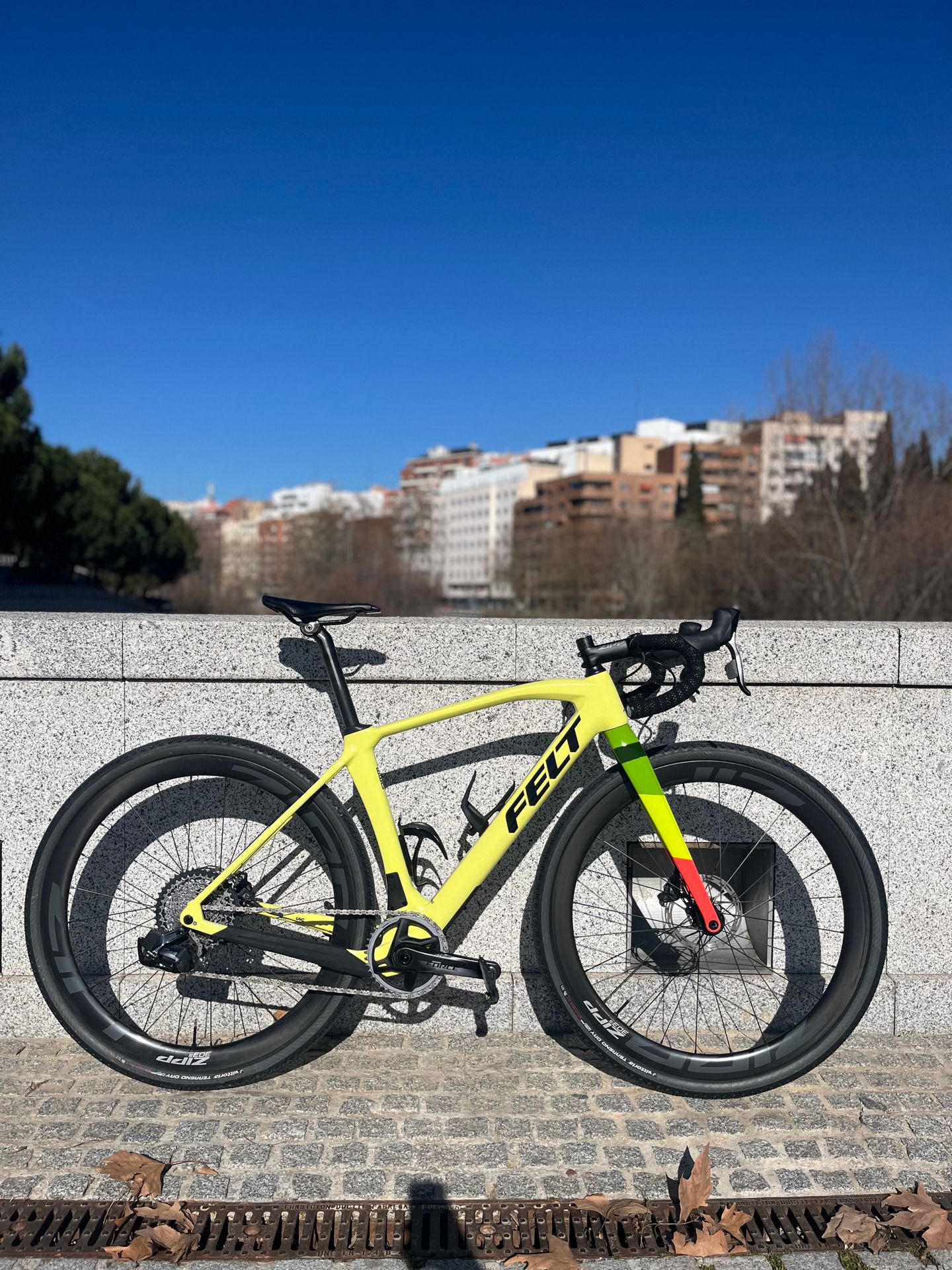 Felt BREED Advanced Force 1 eTap AXS gebraucht kaufen 51 cm | buycycle