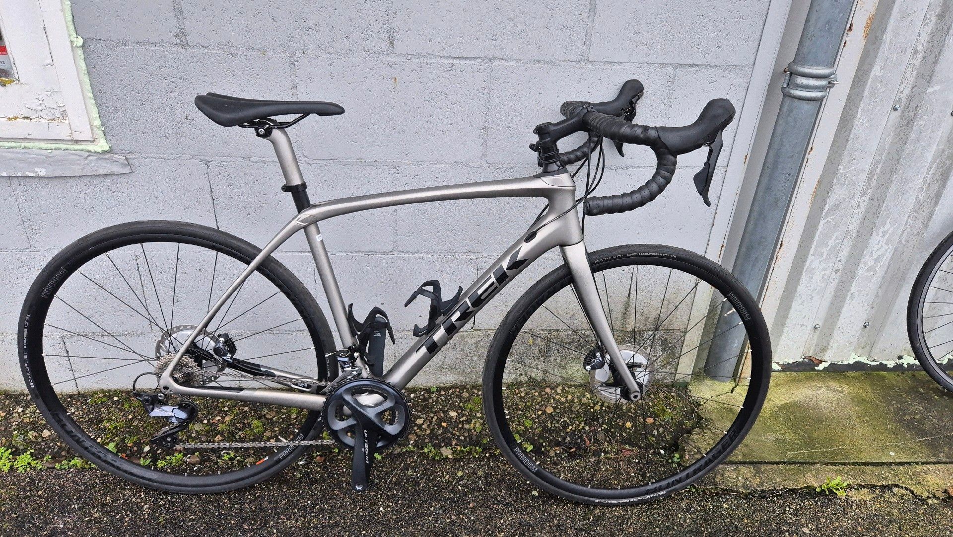 Trek Domane SL 6 Disc utilizado en 54 cm | buycycle