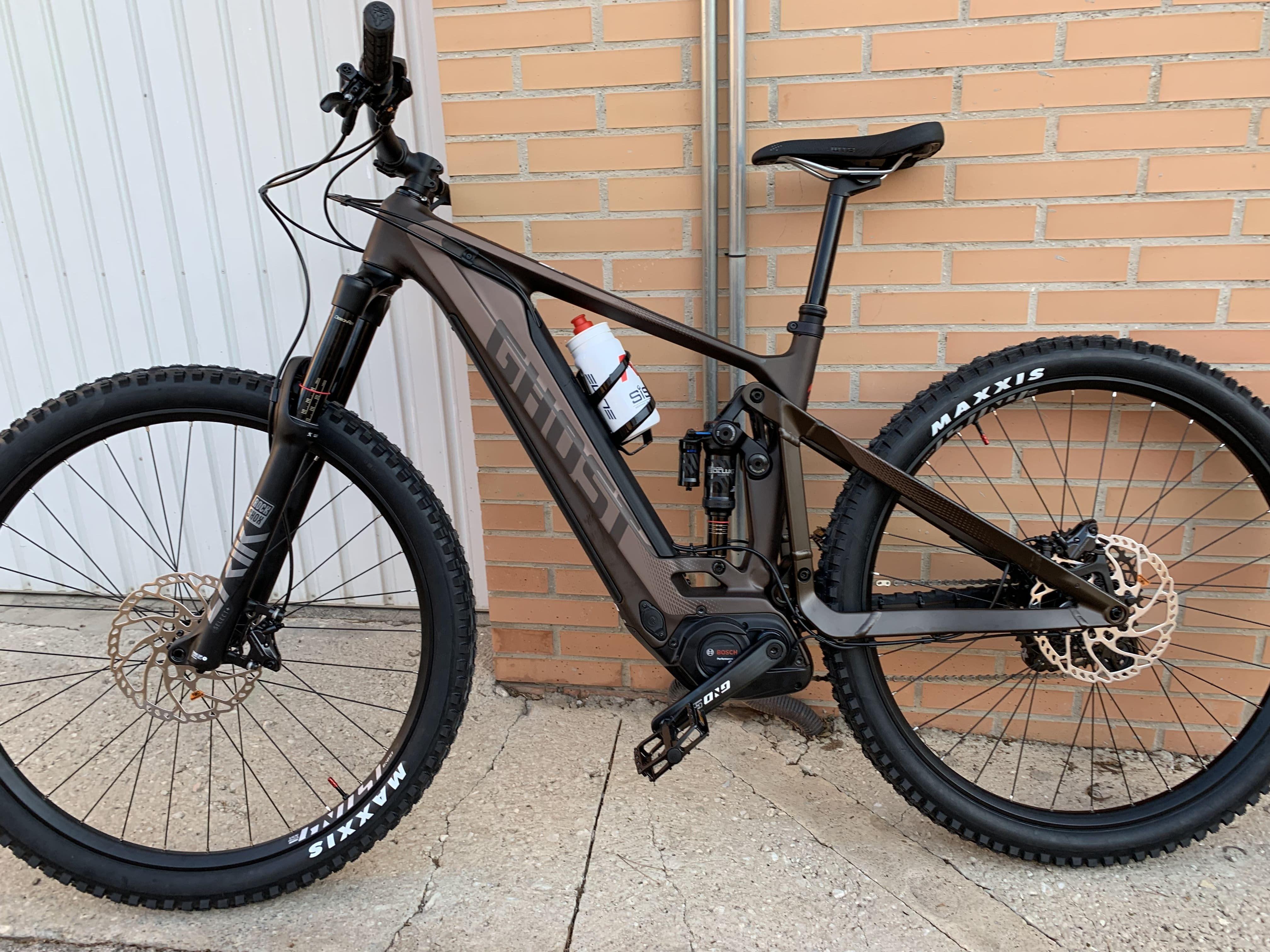 Achetez un vélo d'occasion Ghost E RIOT en M | buycycle