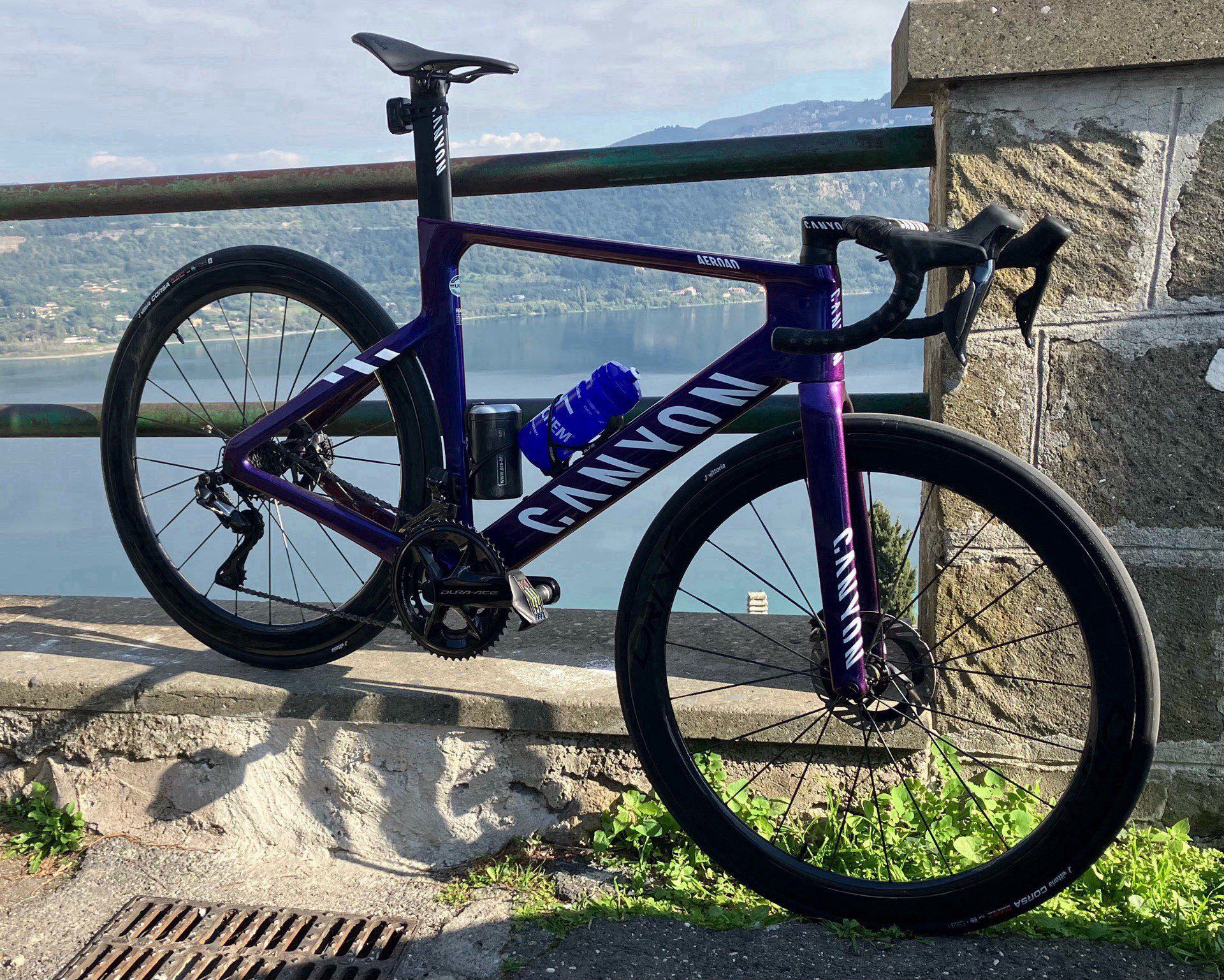 Canyon Aeroad CFR Cosmos usato in M | buycycle