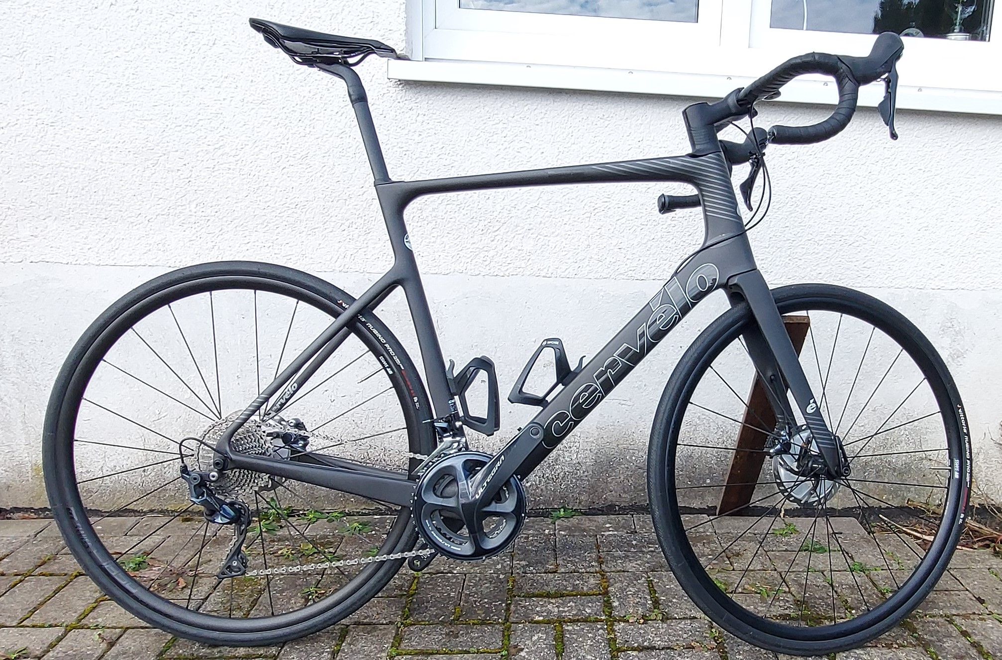 Cervélo Caledonia-5 Ultegra Disc gebraucht kaufen 61 cm | buycycle