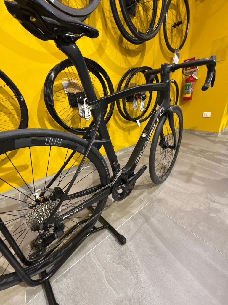 Pinarello X5 SHIMANO 105 Di2 usato in 53 cm | buycycle