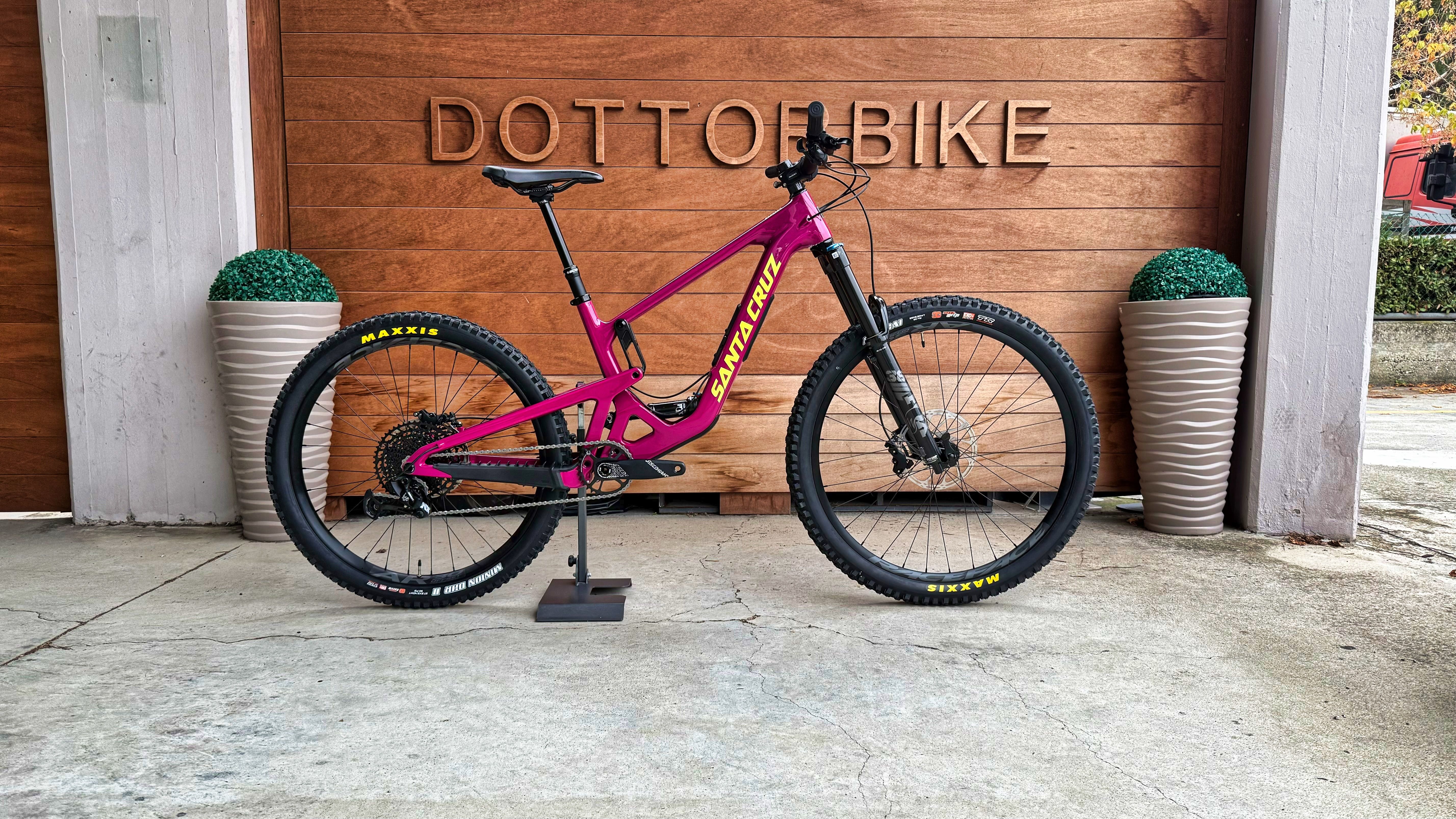 Santa Cruz BRONSON R / Carbon C d'occasion en M | buycycle