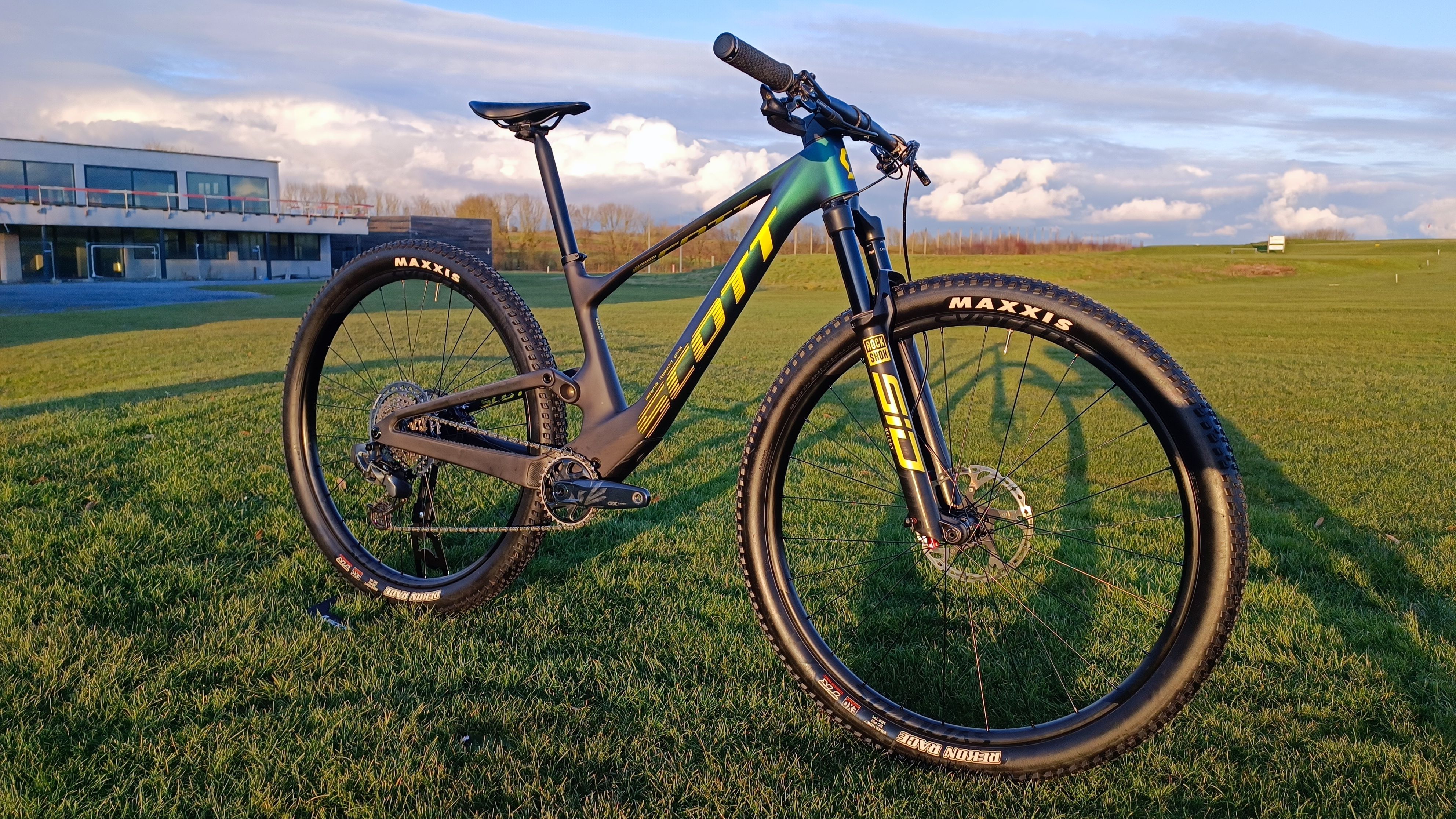 Scott Spark RC Team Issue AXS used in SM | buycycle