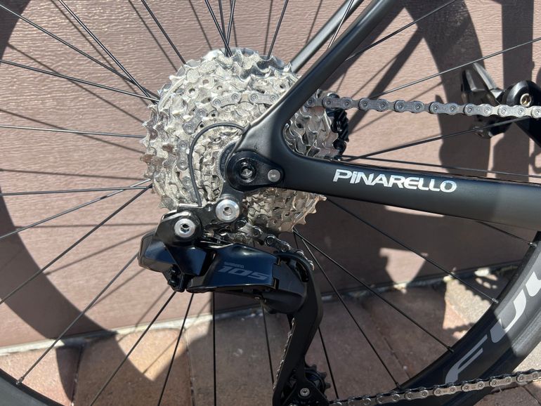 Pinarello X5 SHIMANO 105 Di2 d'occasion en M | buycycle