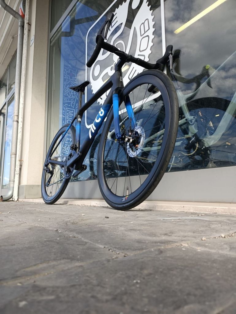 ARC8 Escapee DB ULTEGRA DI2 used in 54 cm | buycycle