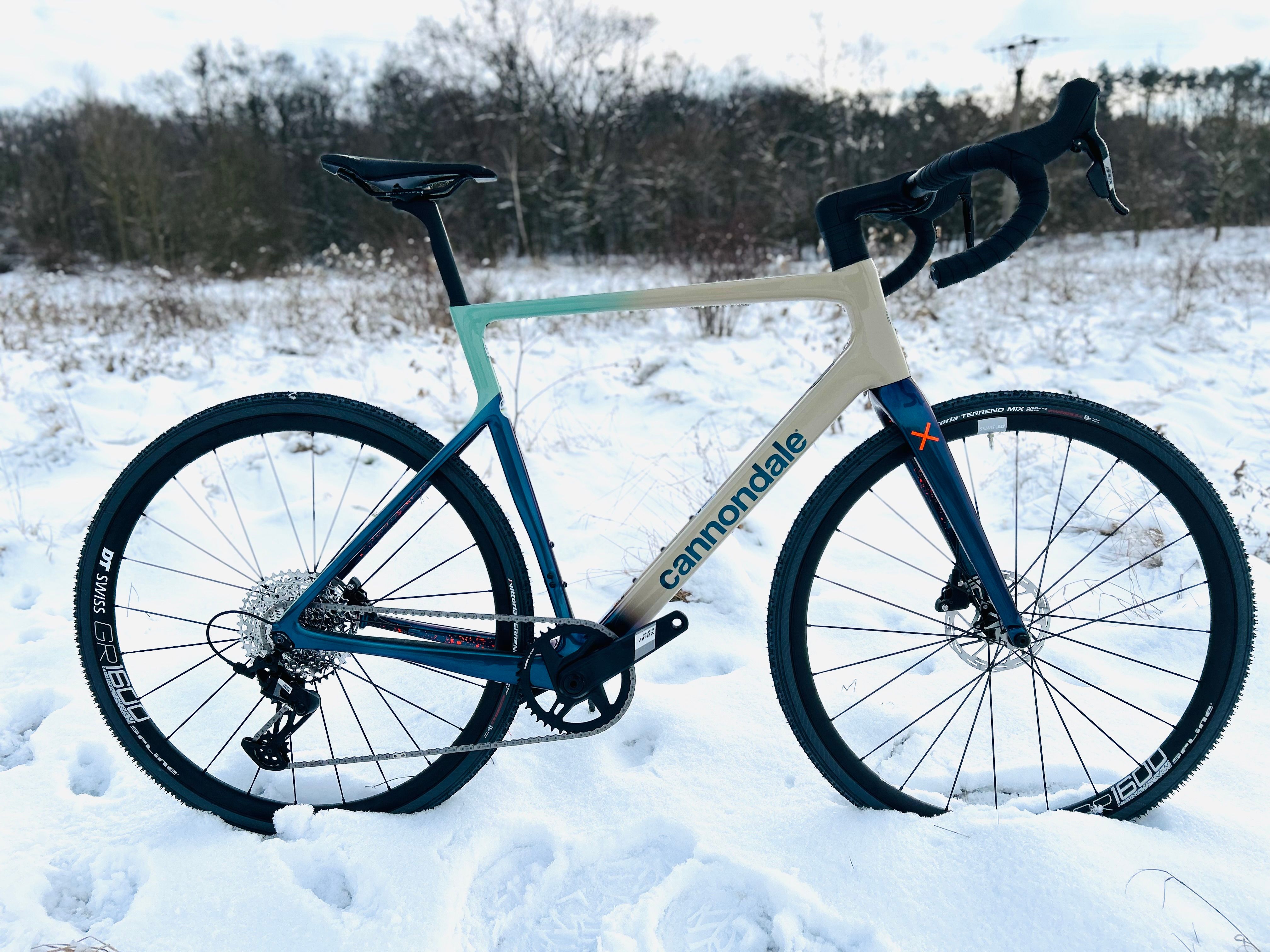 Cannondale SuperSix EVO CX d'occasion en 58 cm | buycycle