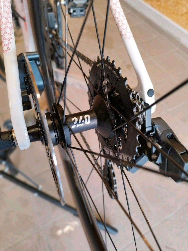 Canyon Ultimate CF SLX 8 Disc TDF gebraucht kaufen MD | buycycle