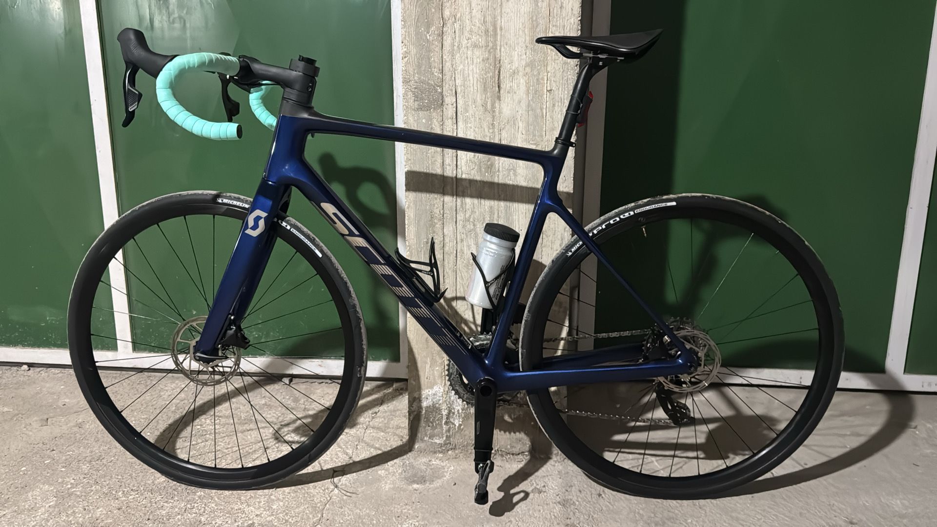 Scott Addict 10 used in LG | buycycle