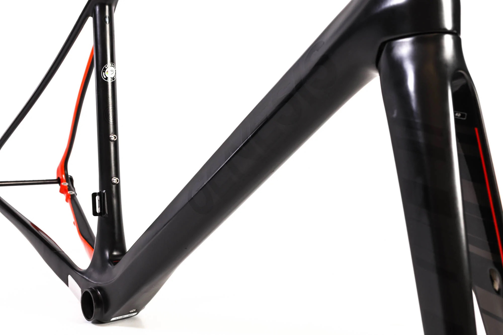 Genesis Zero SL Disc Frameset used in M | buycycle