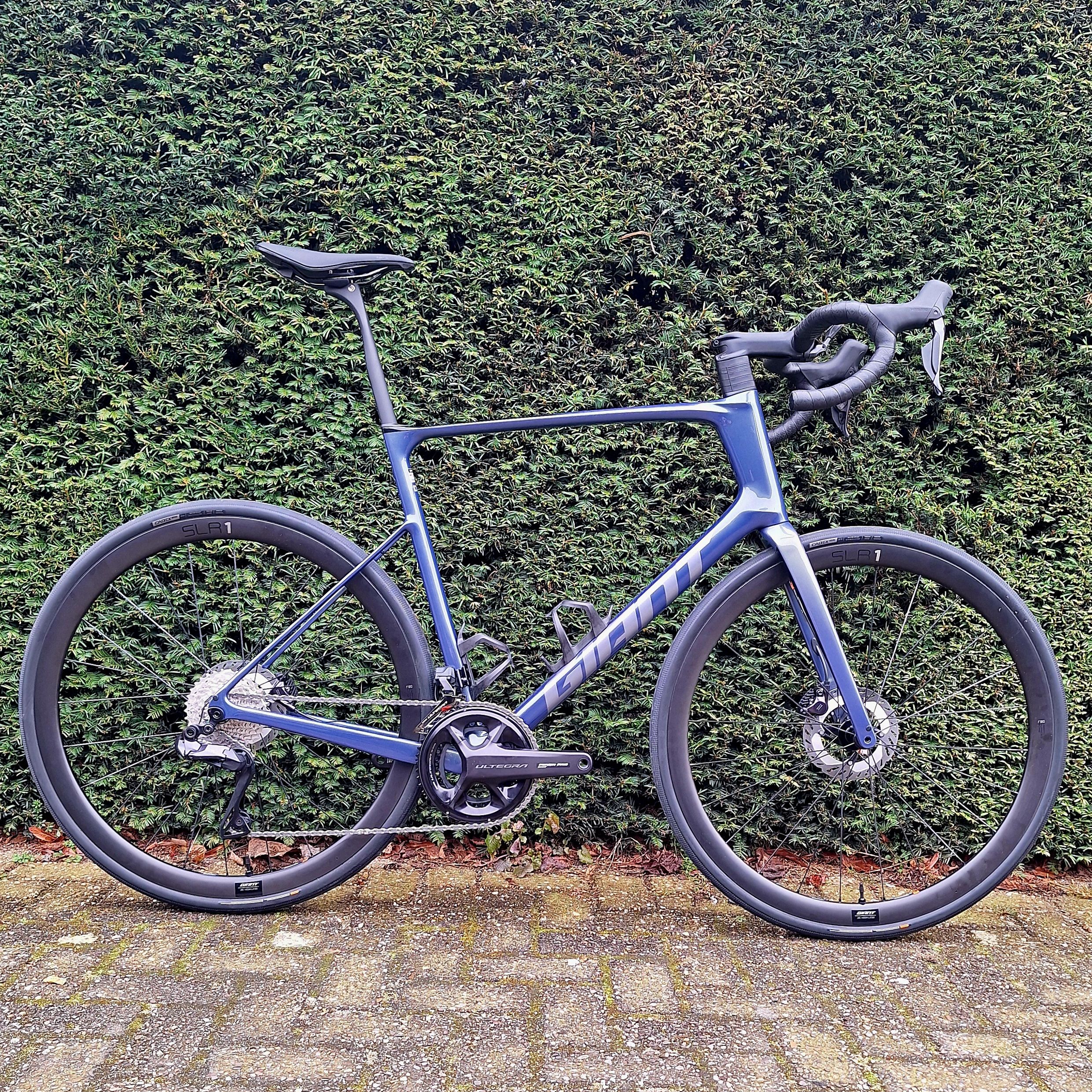 Giant Defy Advanced Pro 0 used in XL | buycycle