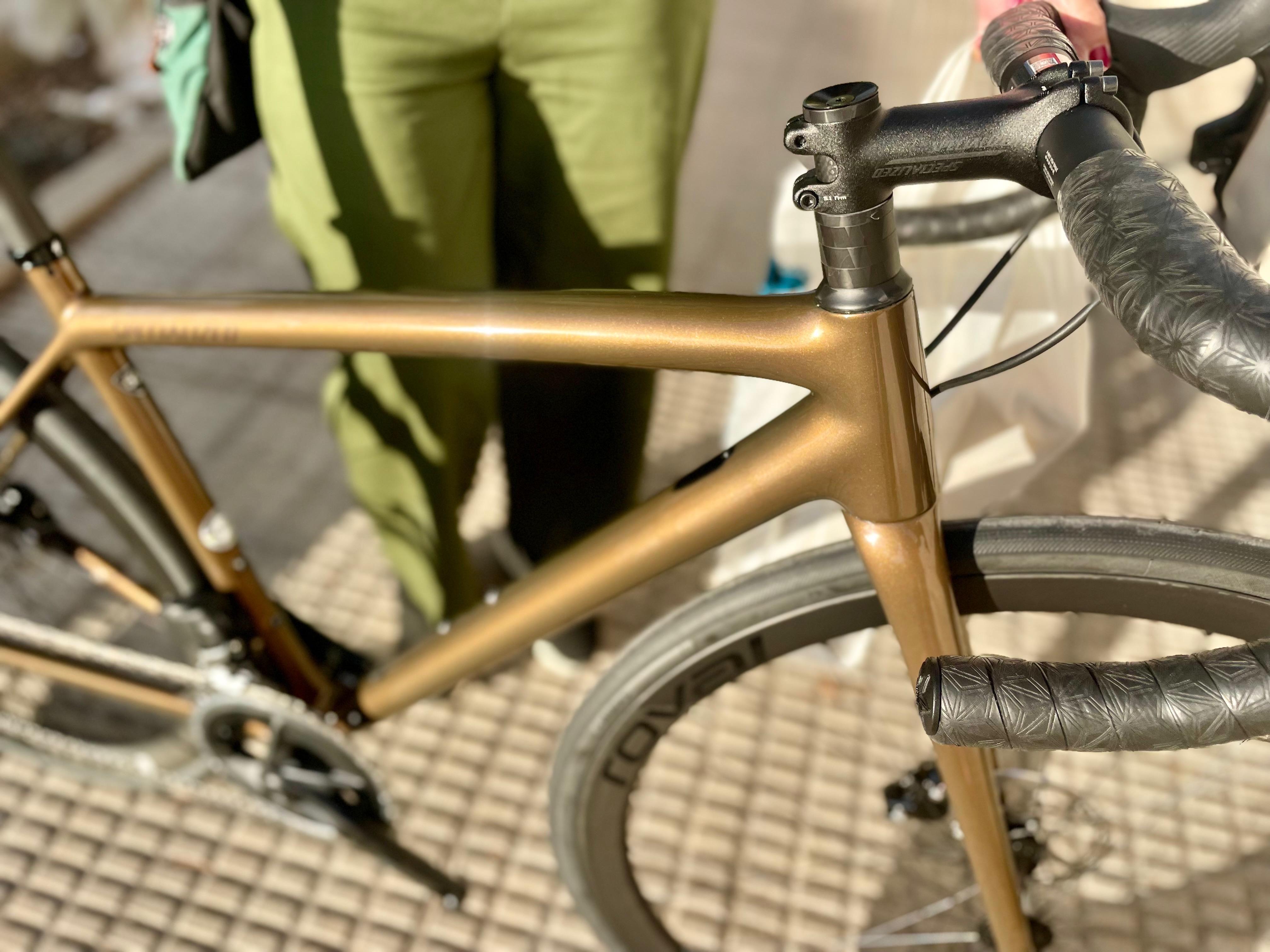 Specialized Aethos Expert - Rival eTap AXS utilizado en 52 cm | buycycle