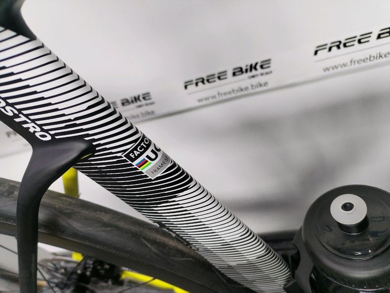 Factor OSTRO VAM TDF - SRAM Force w/ Power Meter used in 52 cm | buycycle