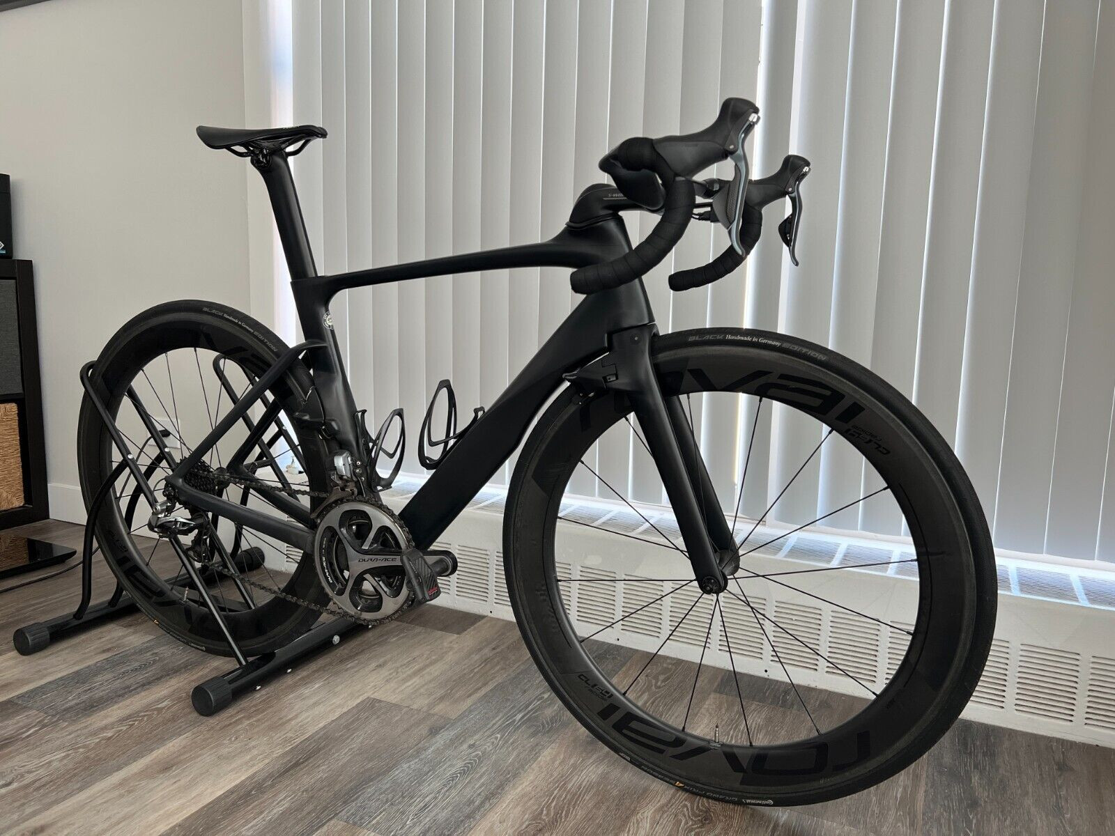 Specialized S-Works Venge ViAS Di2 used in L | buycycle