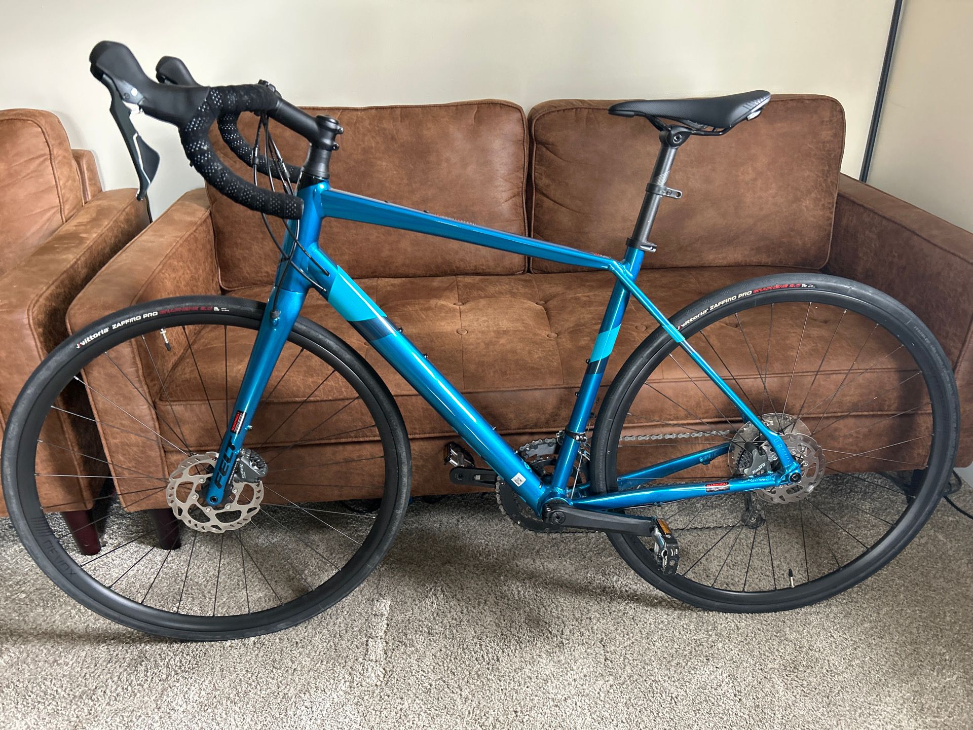 Felt VR40 used in L | buycycle