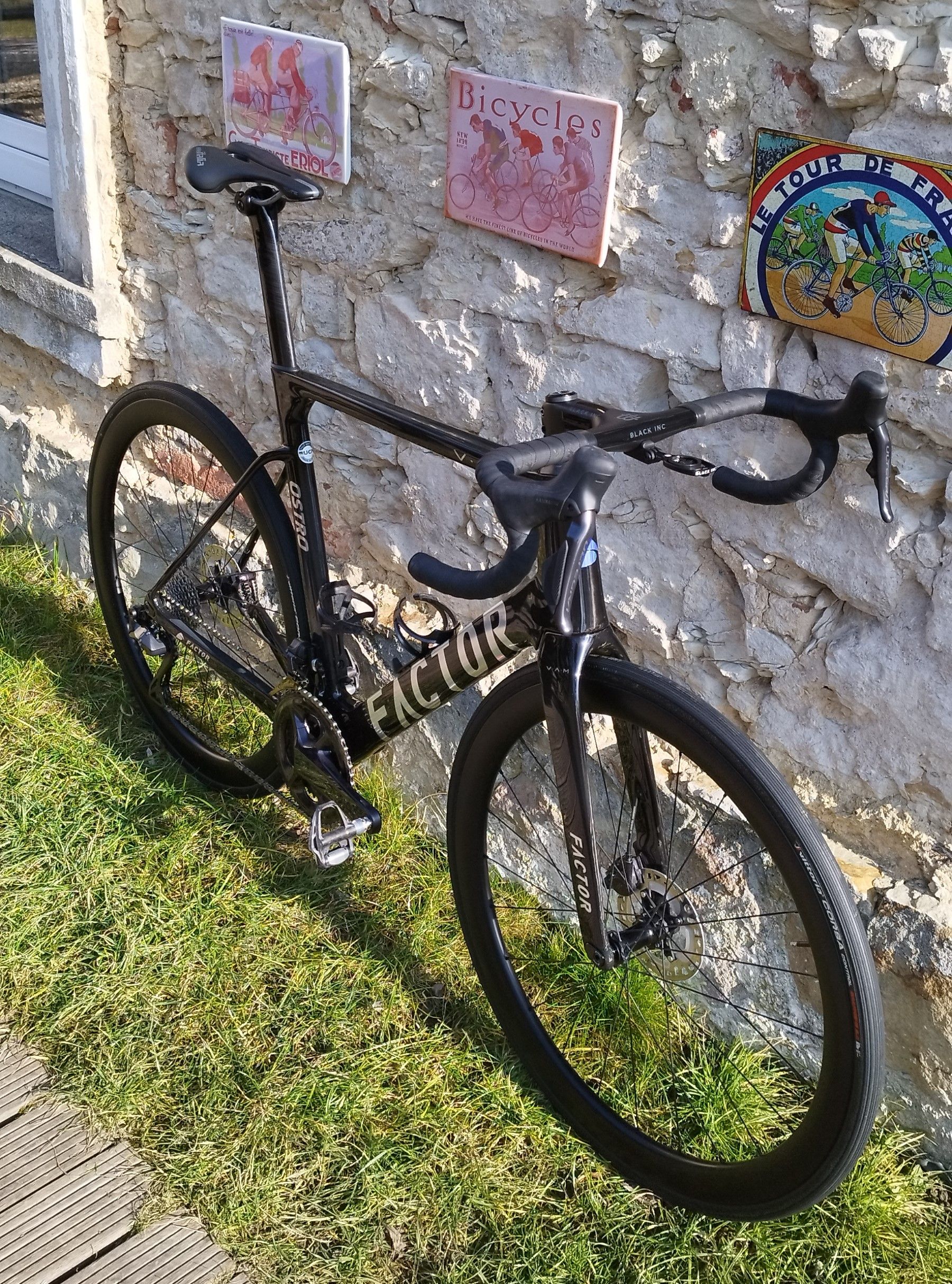 Factor Ostro Vam used in 58 cm | buycycle