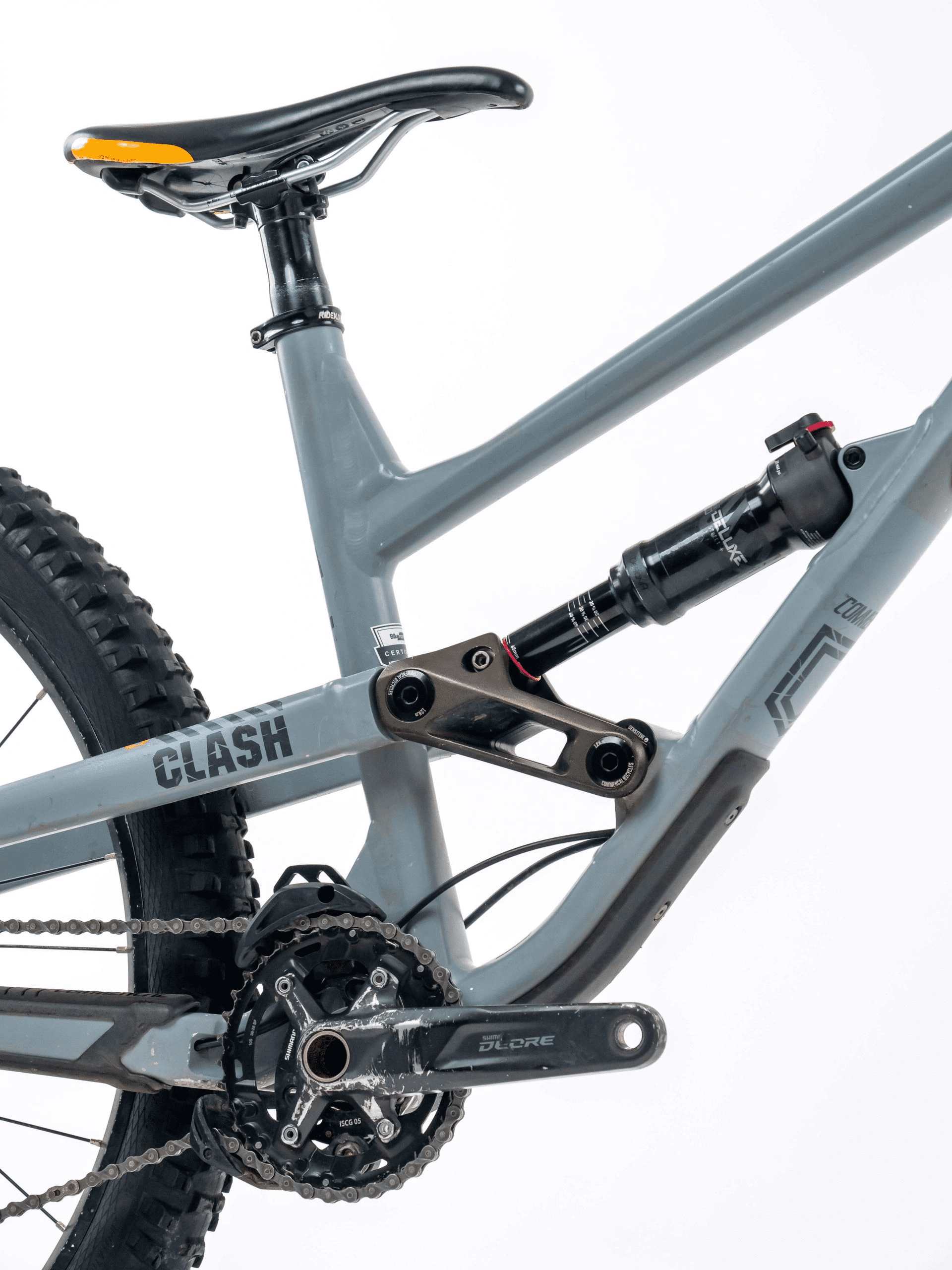 Achetez un vélo d'occasion Commencal Clash en M | buycycle