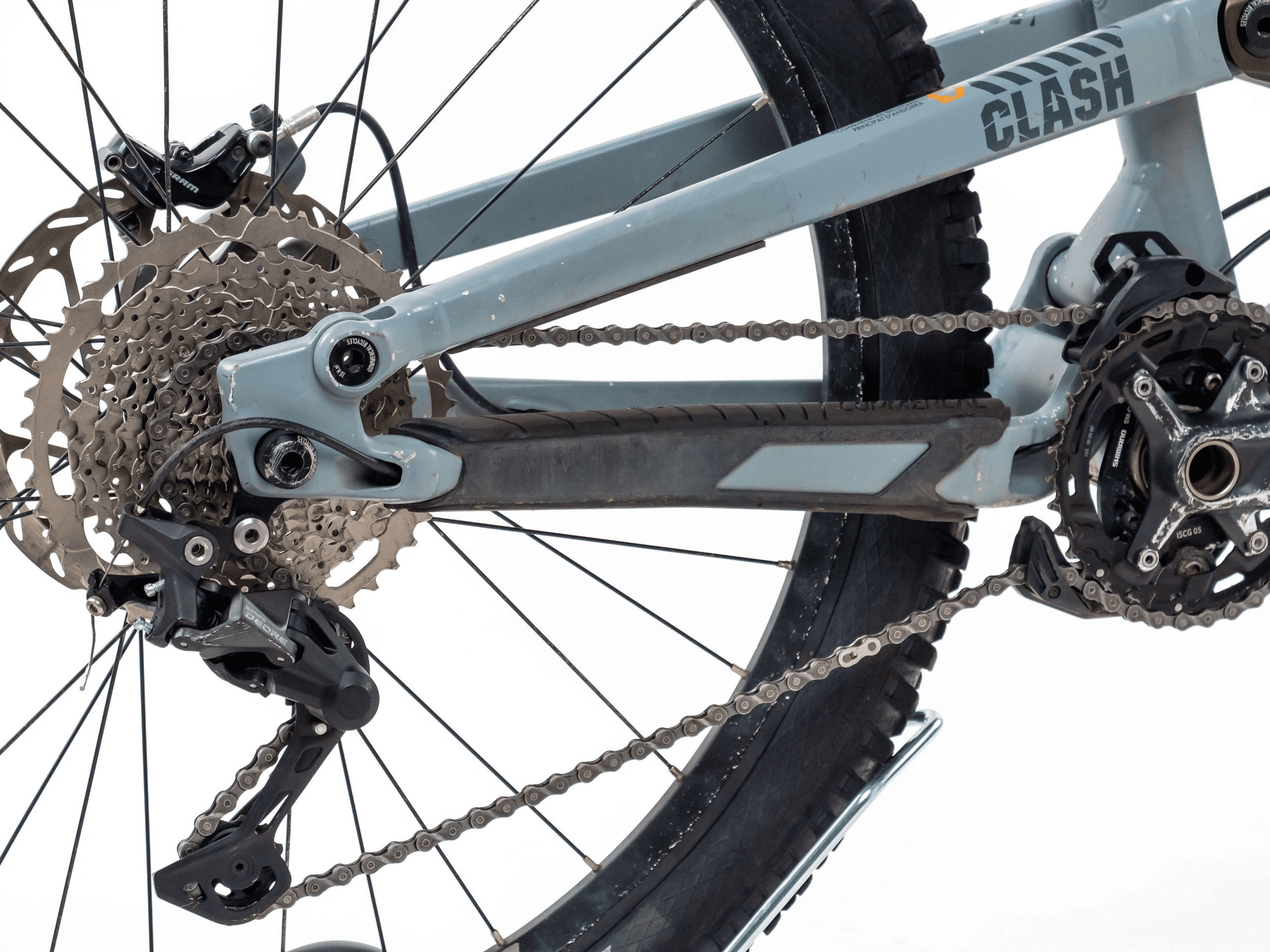 Achetez un vélo d'occasion Commencal Clash en M | buycycle