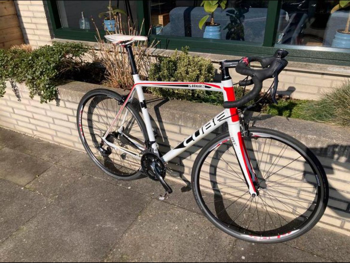 CUBE Peloton Race used in 62 cm | buycycle