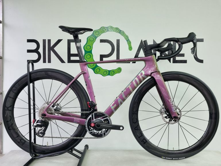 Factor OSTRO VAM Scarab Edition 2025