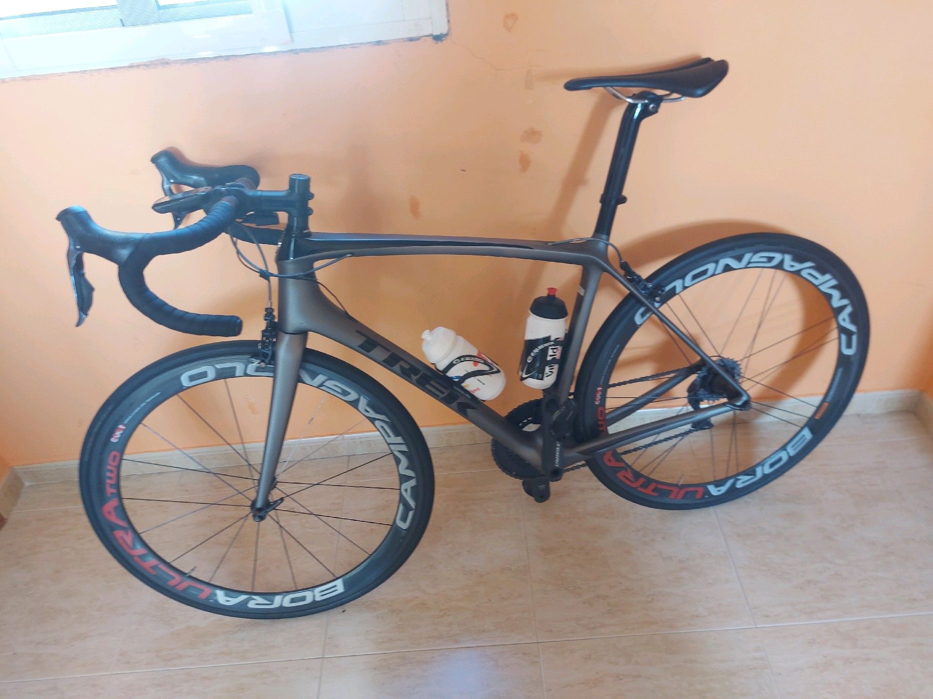 Trek Émonda SLR 8 used in 56 cm | buycycle